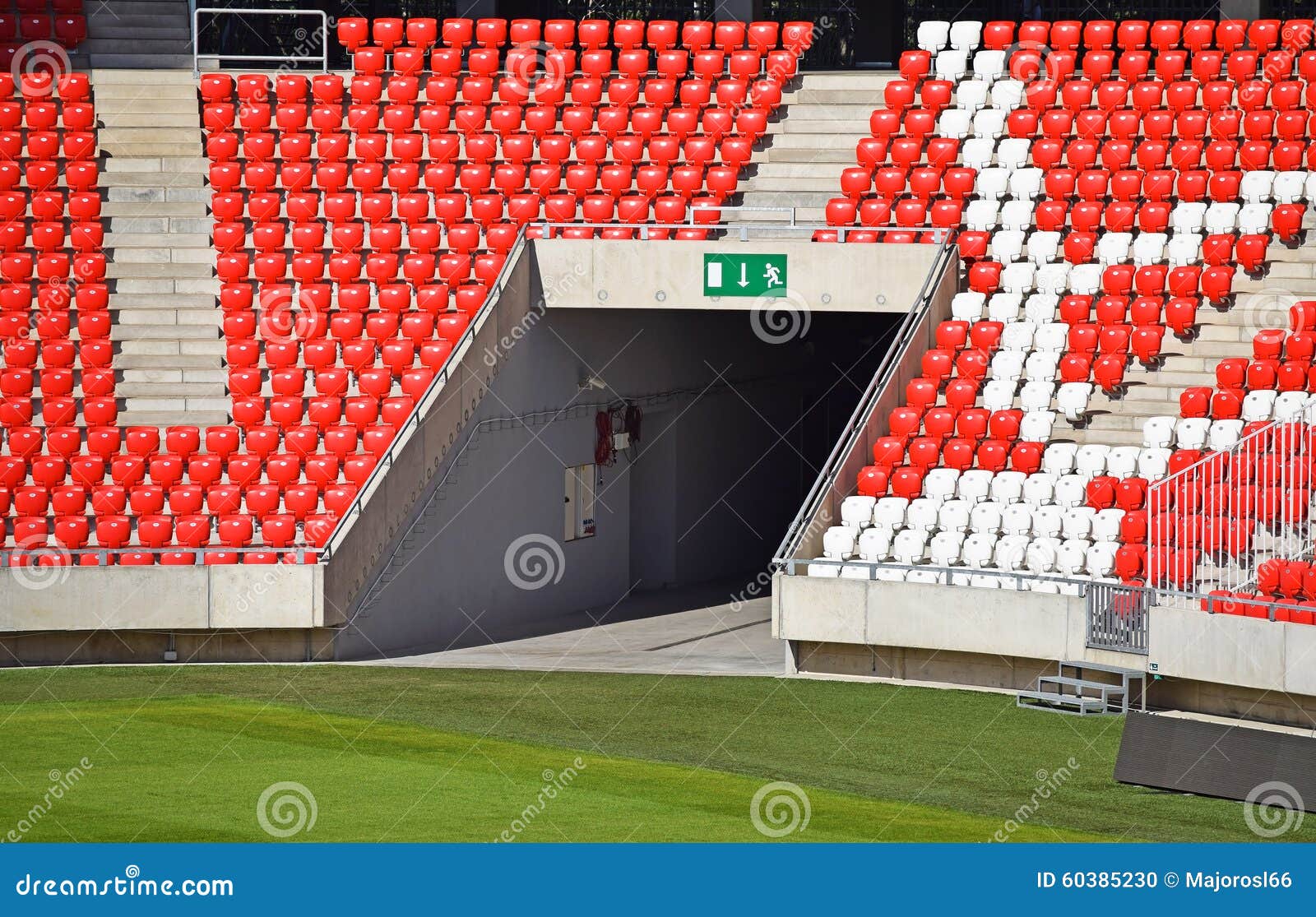 Gradinata E L'uscita Nello Stadio Fotografia Stock - Immagine di ...