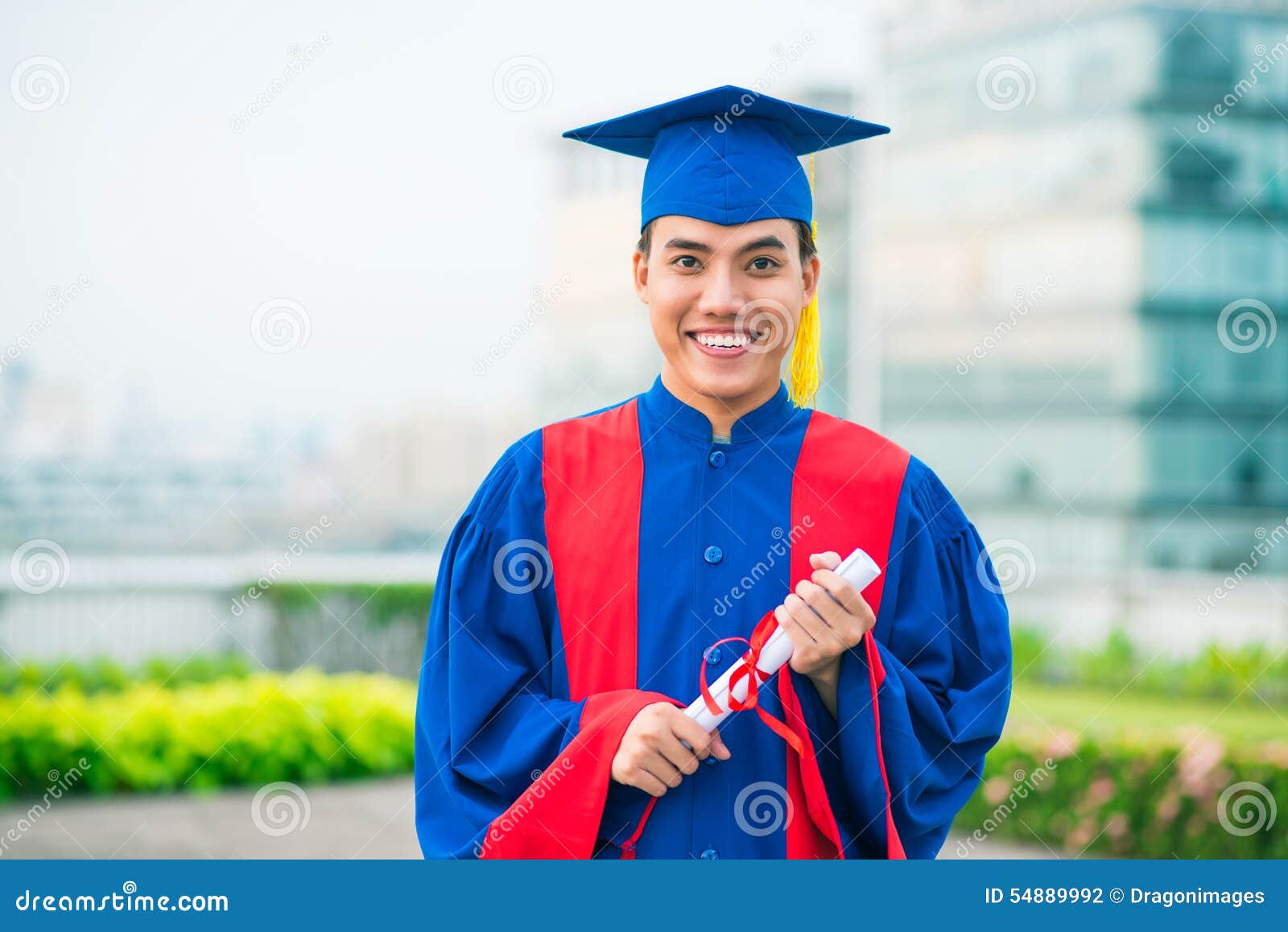 Graduate guy stock photo. Image of wisdom, university - 54889992