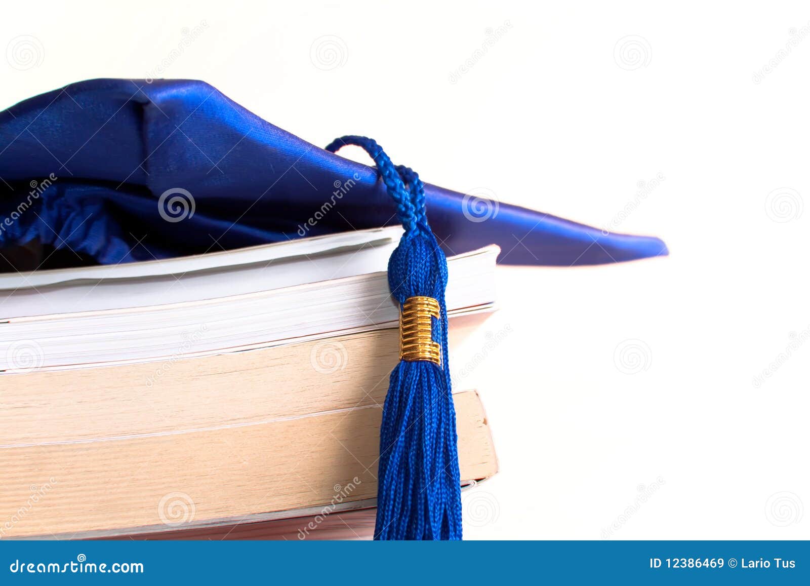 Graduation cap and books stock image. Image of graduate - 12386469