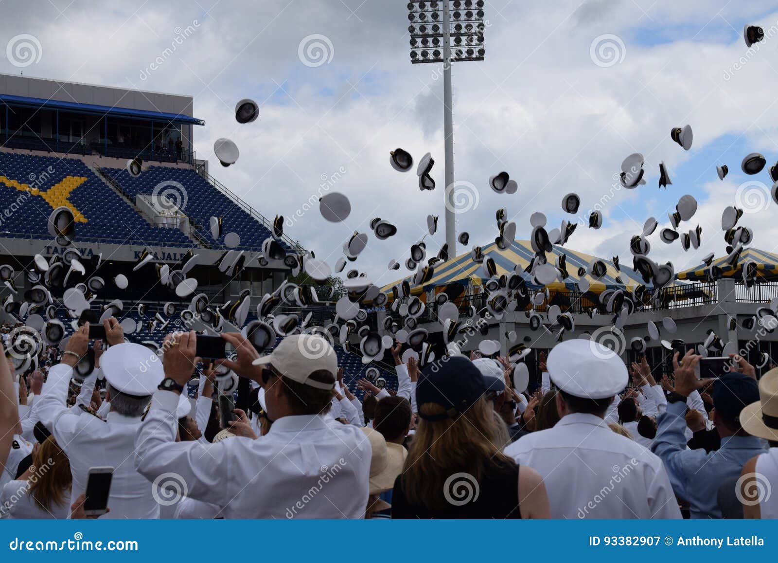 Graduation 2017/ Navy Hat Toss Editorial Photography - Image of naval ...