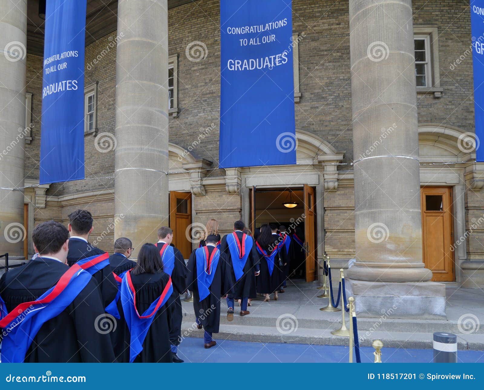 Graduation procession editorial photo. Image of diplomas - 118517201