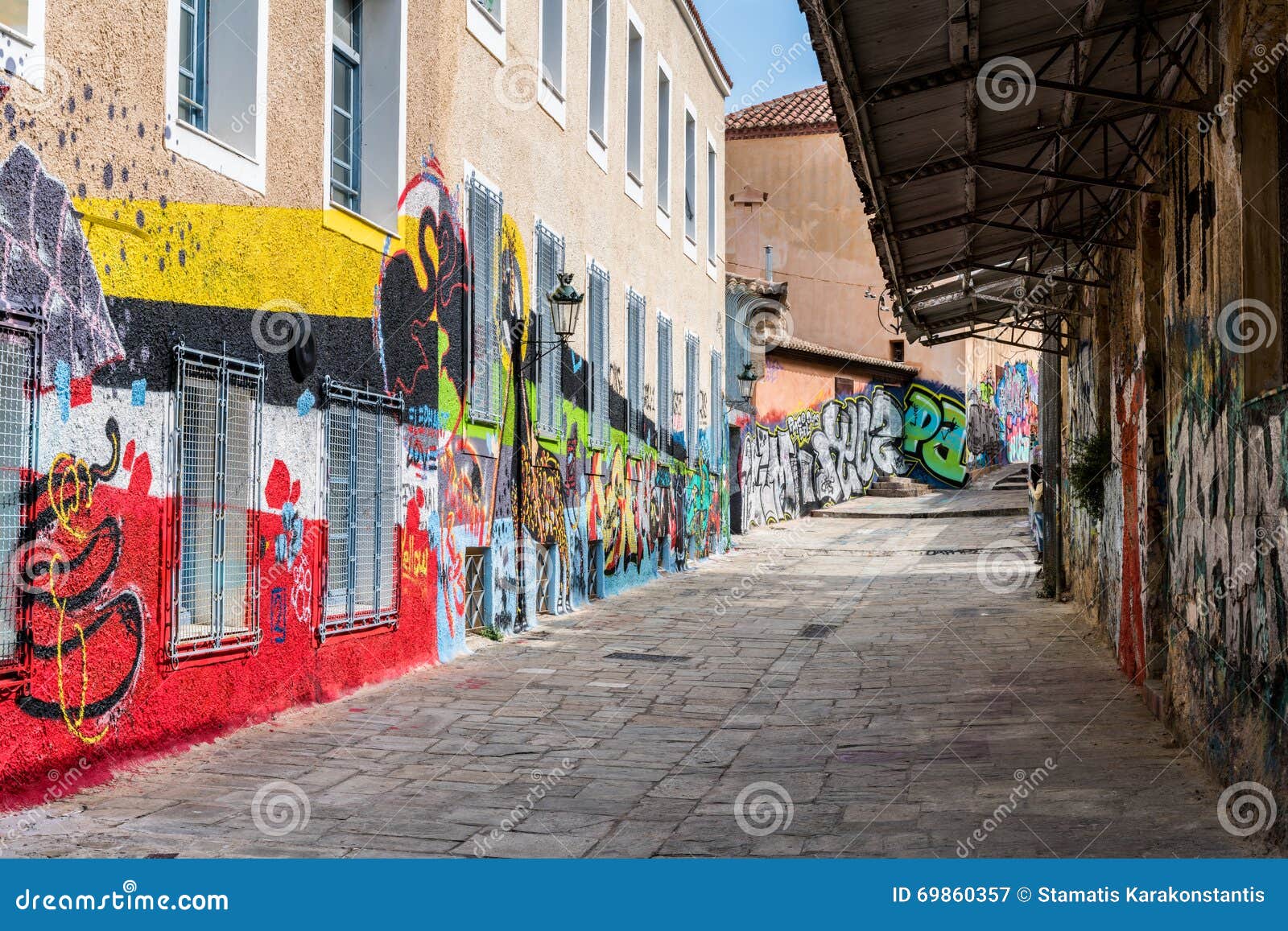 Backstreet Graffiti Urban Wall Art Editorial Photo | CartoonDealer.com ...