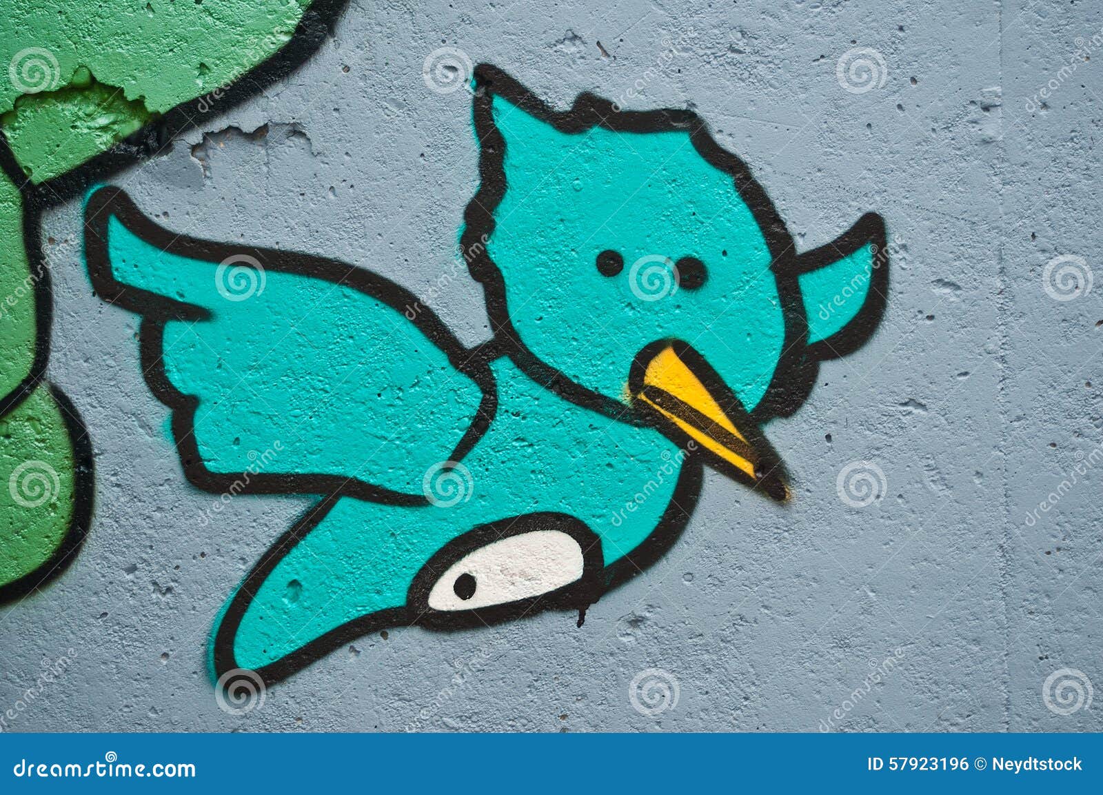 Graffiti of bird editorial photo. Image of colors, mulhouse - 57923196