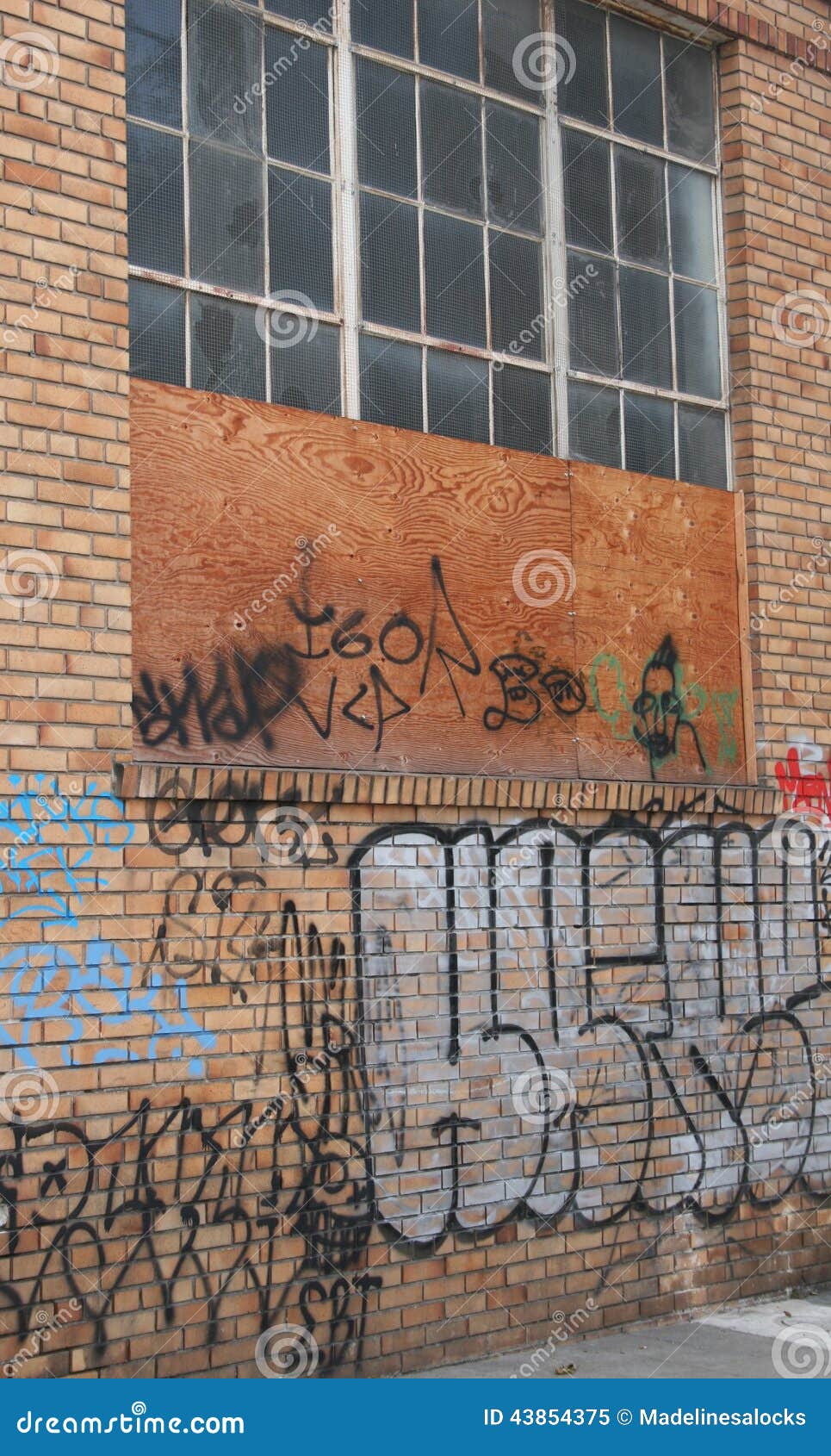 Graffiti stock image. Image of defacement, wall, building - 43854375