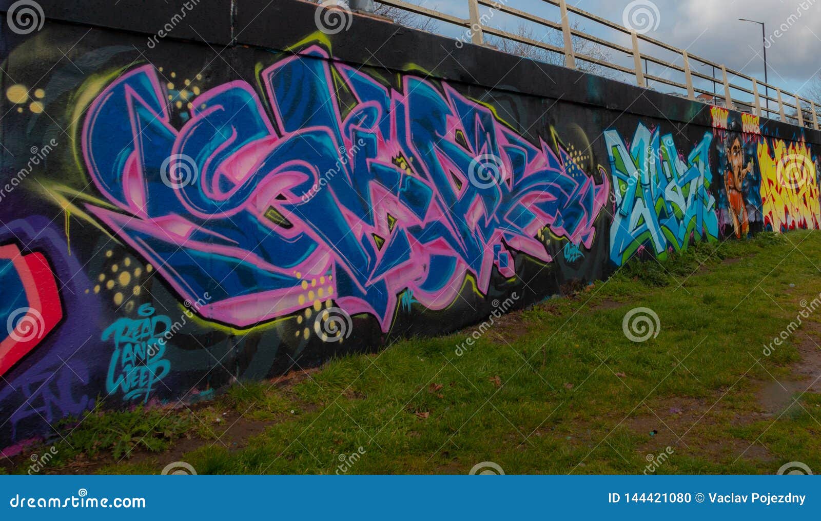 Graffiti in Bristol in England Editorial Image - Image of ghetto, mural ...