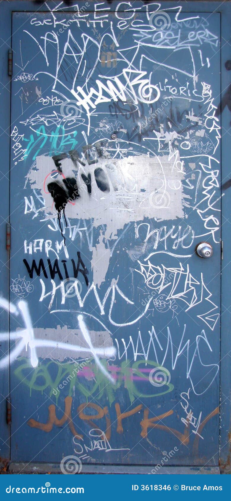 Graffiti on a door stock photo. Image of artwork, abandoned - 3618346