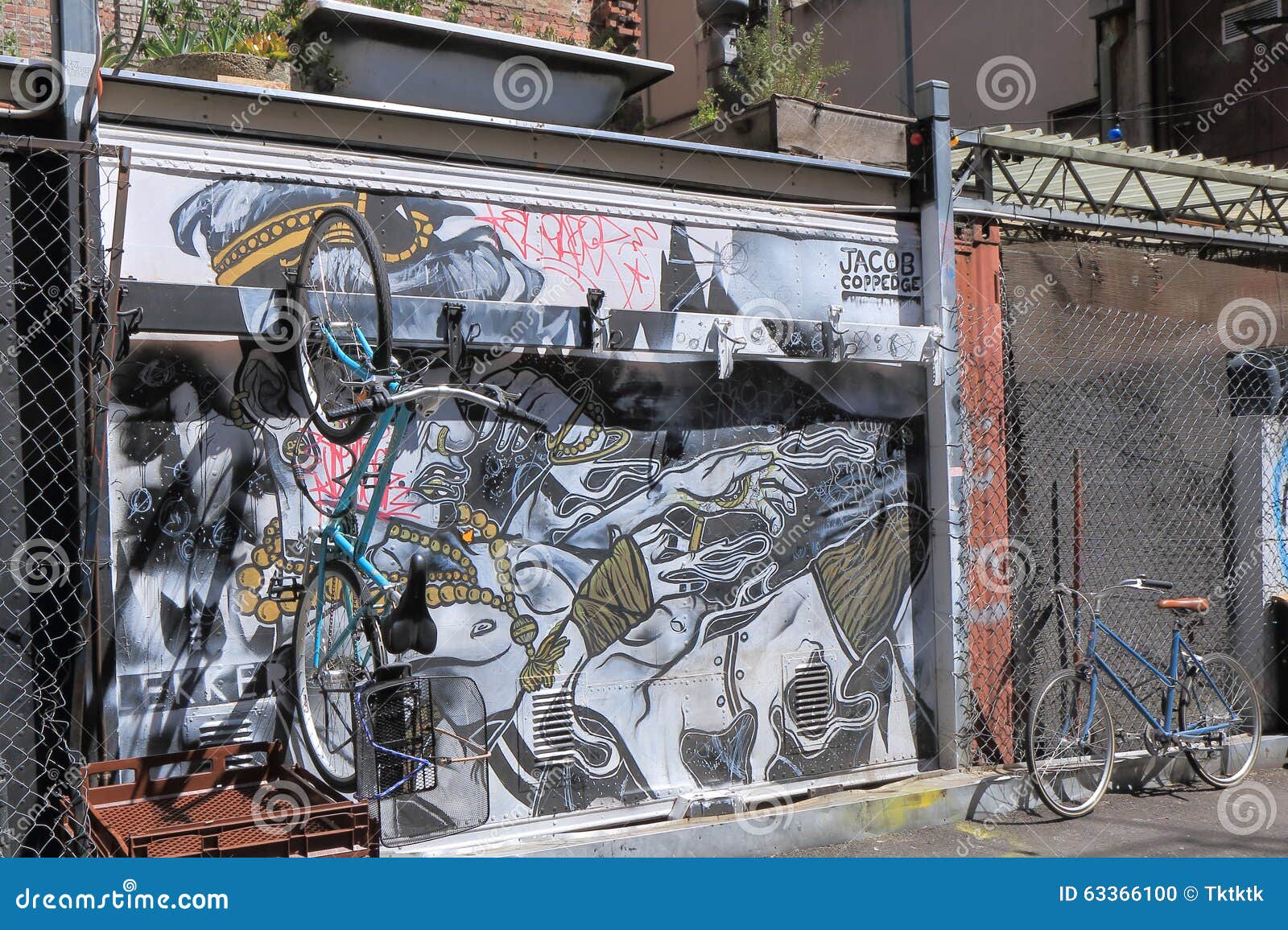 Graffiti Melbourne Bicycle Parking Editorial Image - Image of ...