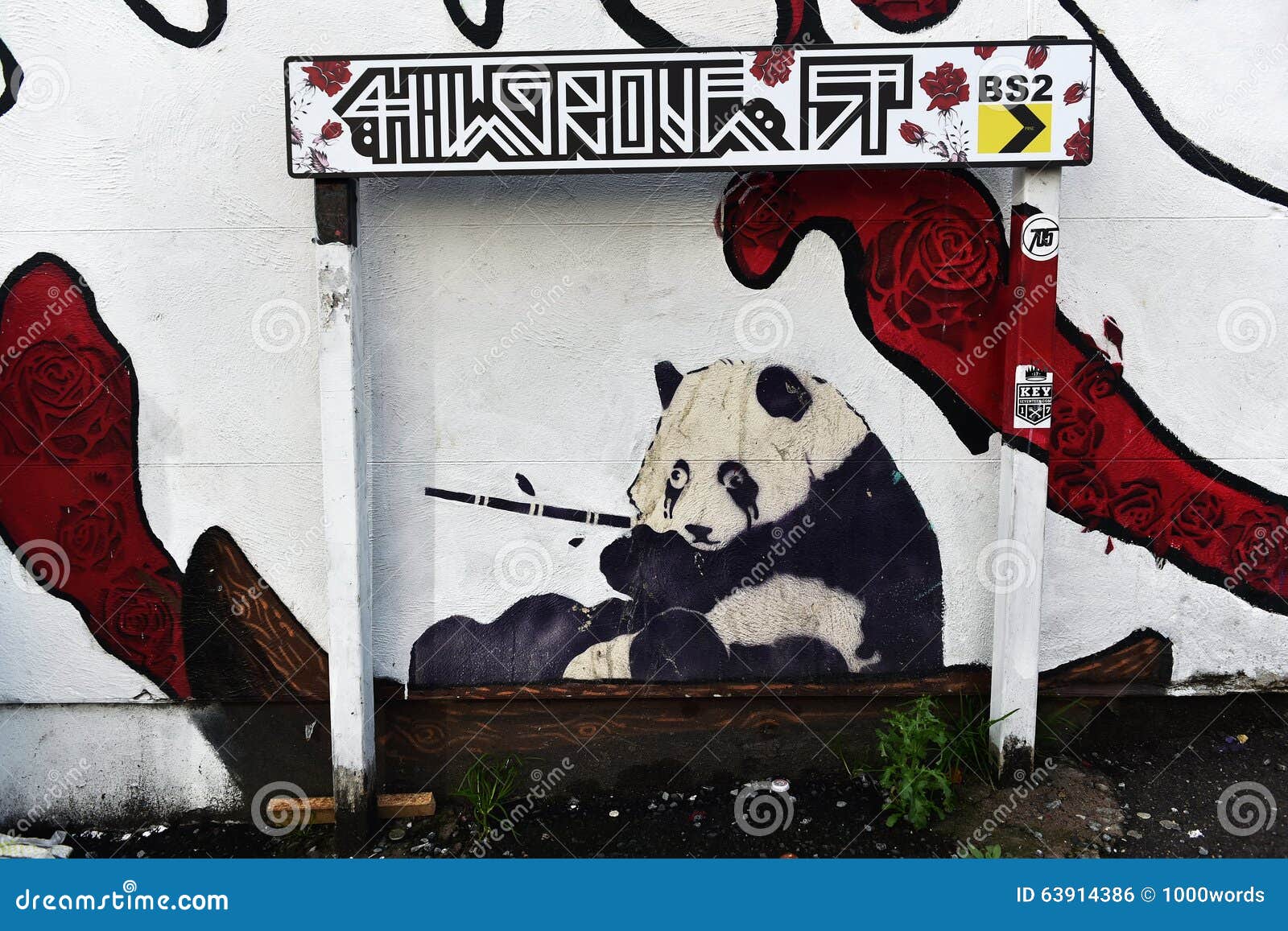 Graffiti Panda Bear redactionele foto. Image of muurschildering - 63914386