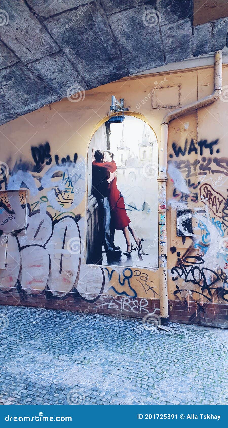 Graffiti in prague editorial photo. Image of infrastructure - 201725391