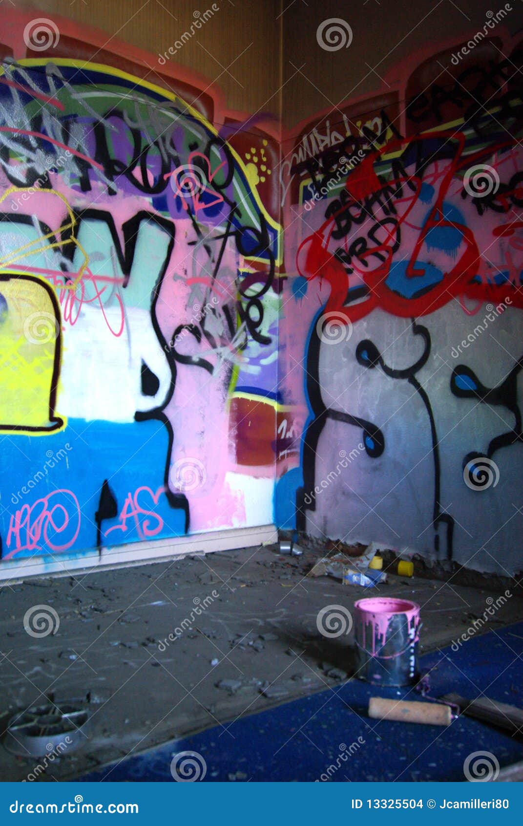Graffiti room stock photo. Image of destruction, crime - 13325504