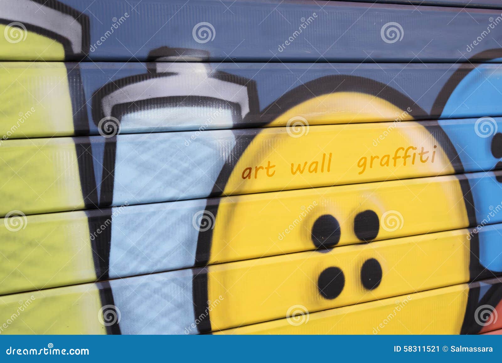 Graffiti on the shutter editorial photo. Image of piece - 58311521