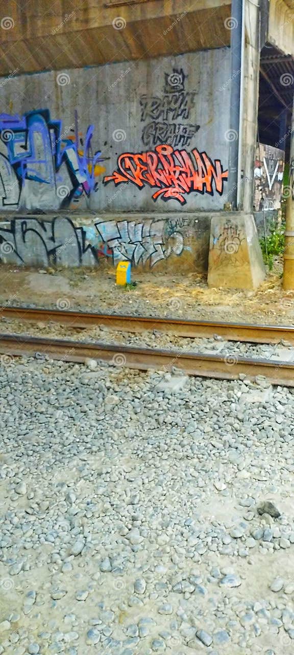 Graffiti Under the Fly Over Editorial Stock Image - Image of railroads ...