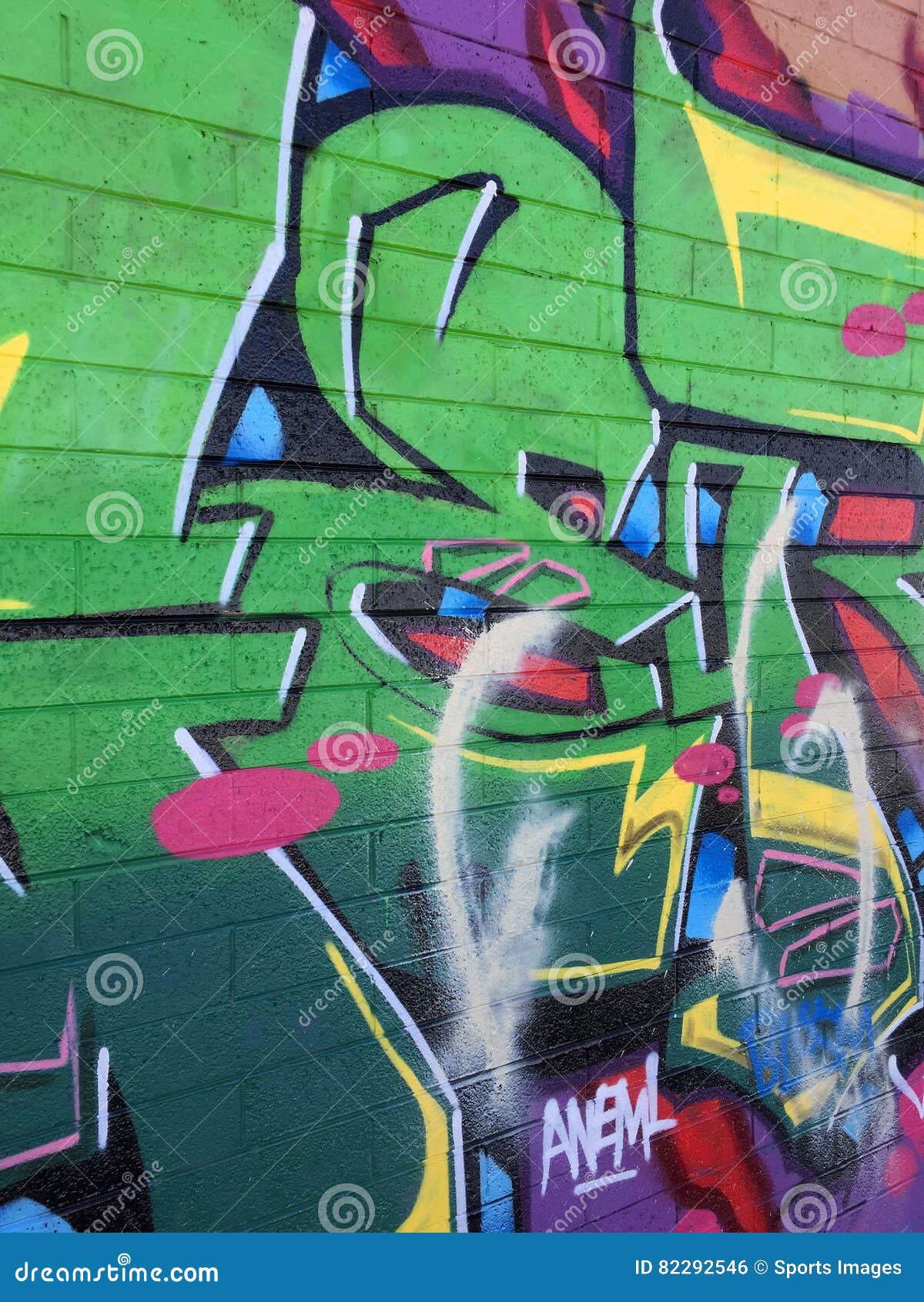Graffiti Wall. editorial photo. Image of abstract, colourful - 82292546
