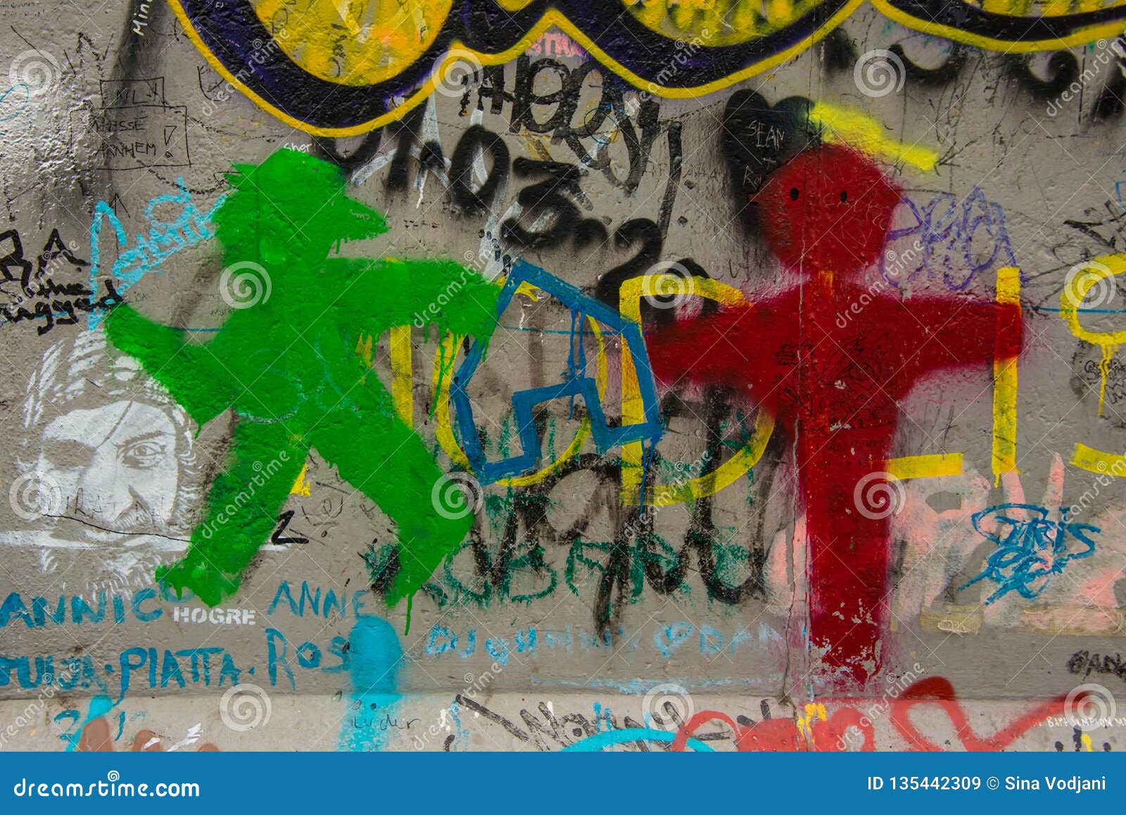 Graffiti Wall Red and Green Figures Editorial Stock Image - Image of ...