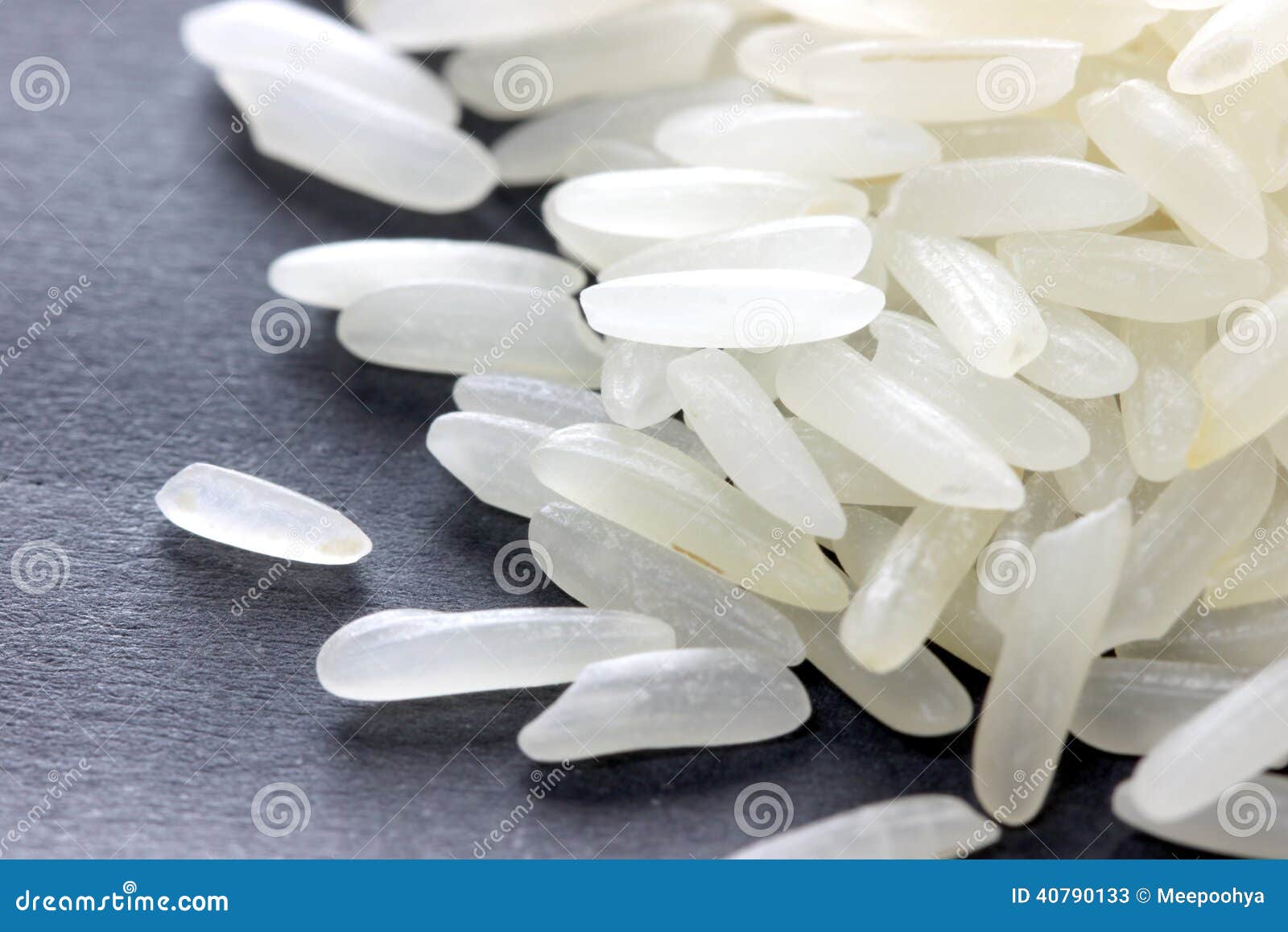 Grain de riz dans le macro image stock. Image du nourriture - 40790133