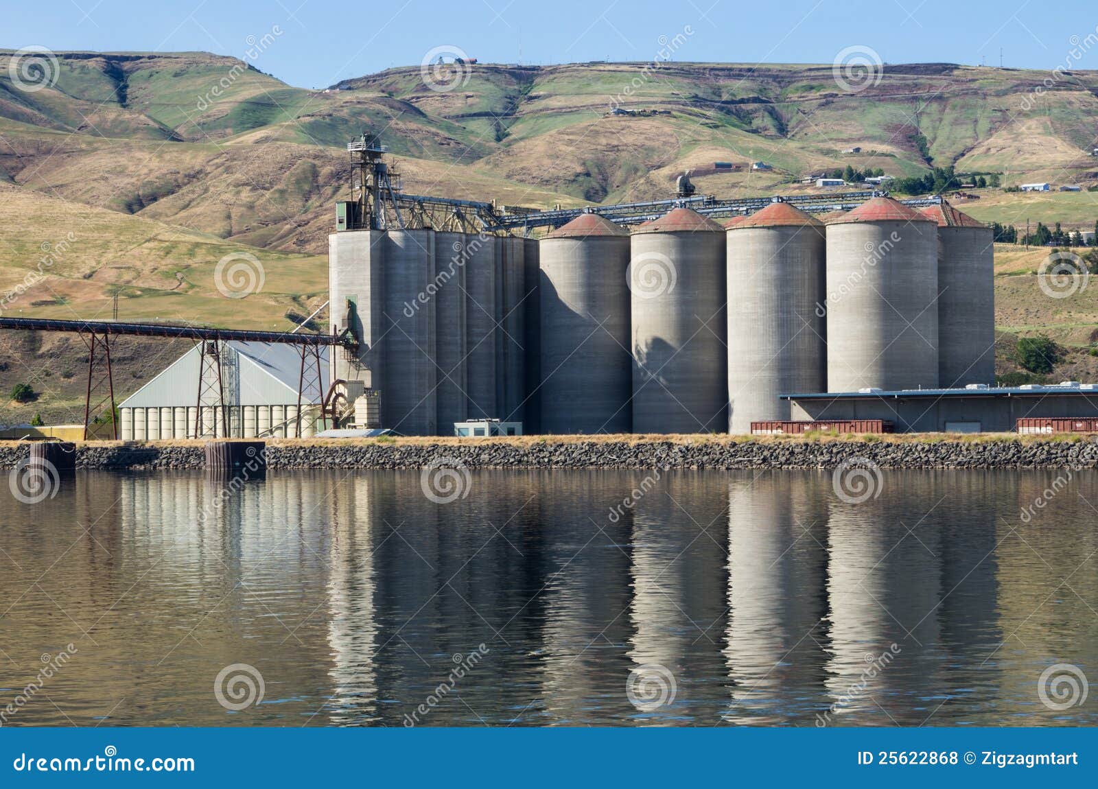 Grain Elevator Storage on River Stock Photo - Image of agribusiness ...