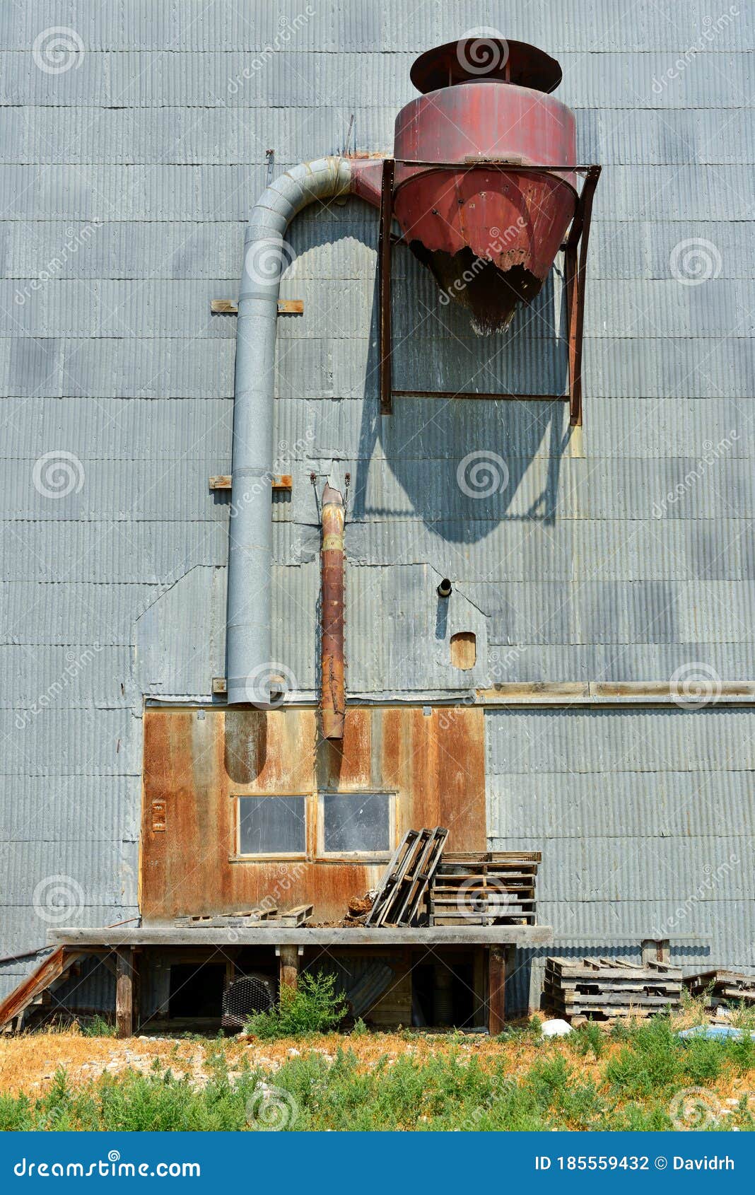 Grain Loading Platform with Rusty Chute Stock Photo - Image of conduit ...