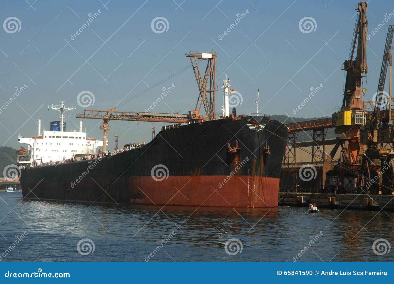Grain ship docked stock photo. Image of harvest, bearing - 65841590