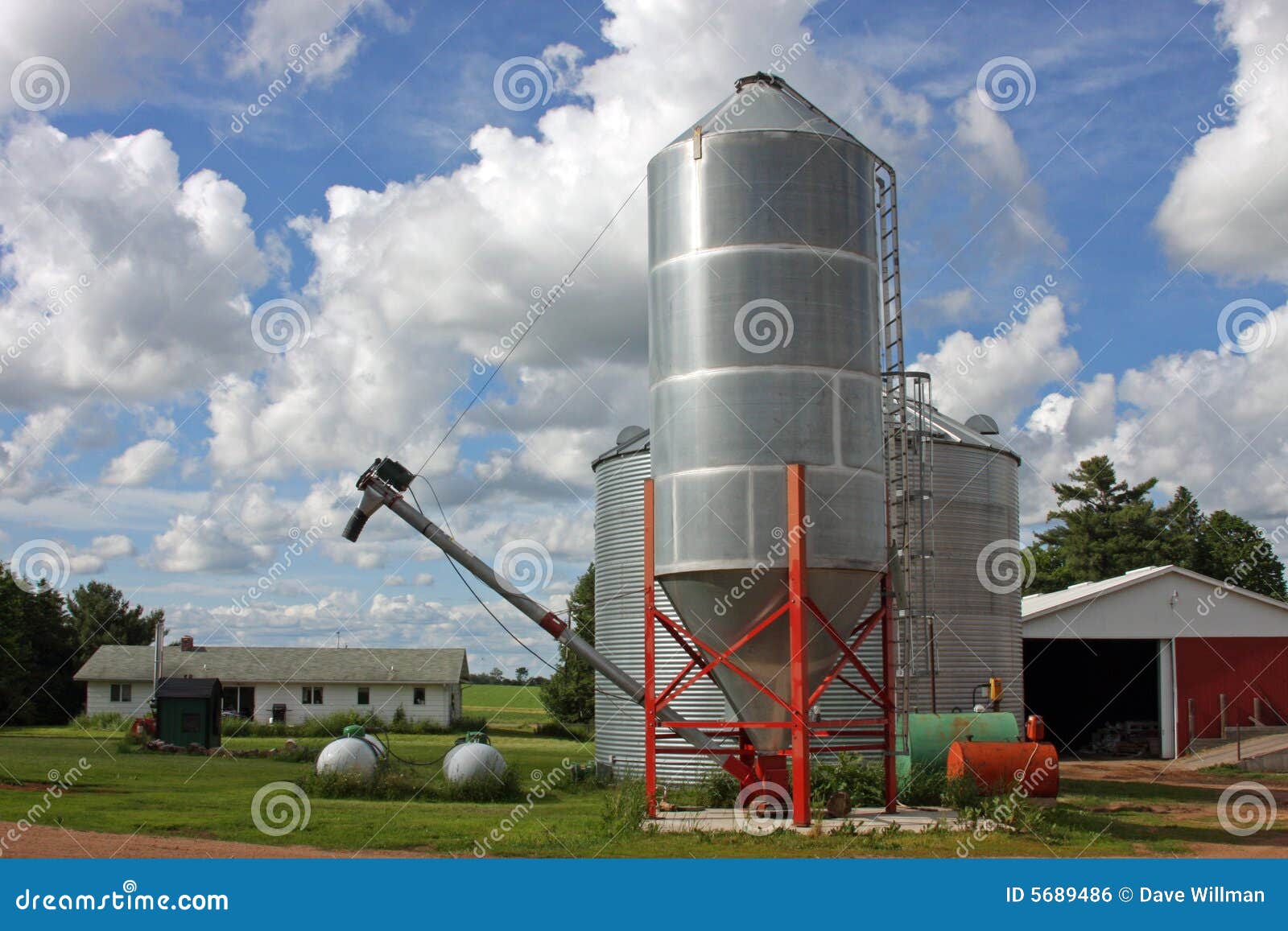 Grain silo stock photo. Image of fields, corn, silo, farm - 5689486