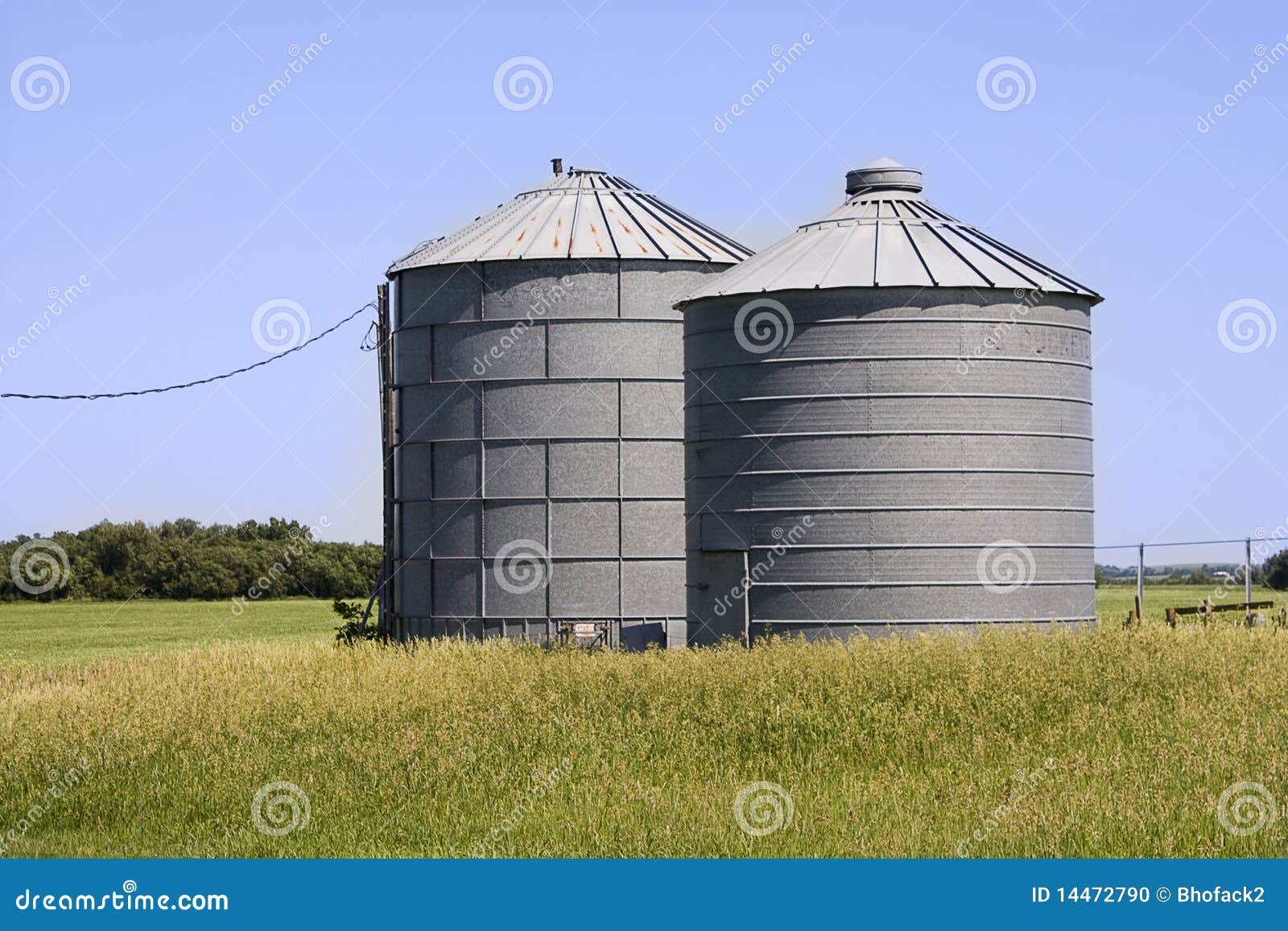 Grain Silo And Grain Elevator - Black And White Stock Image ...