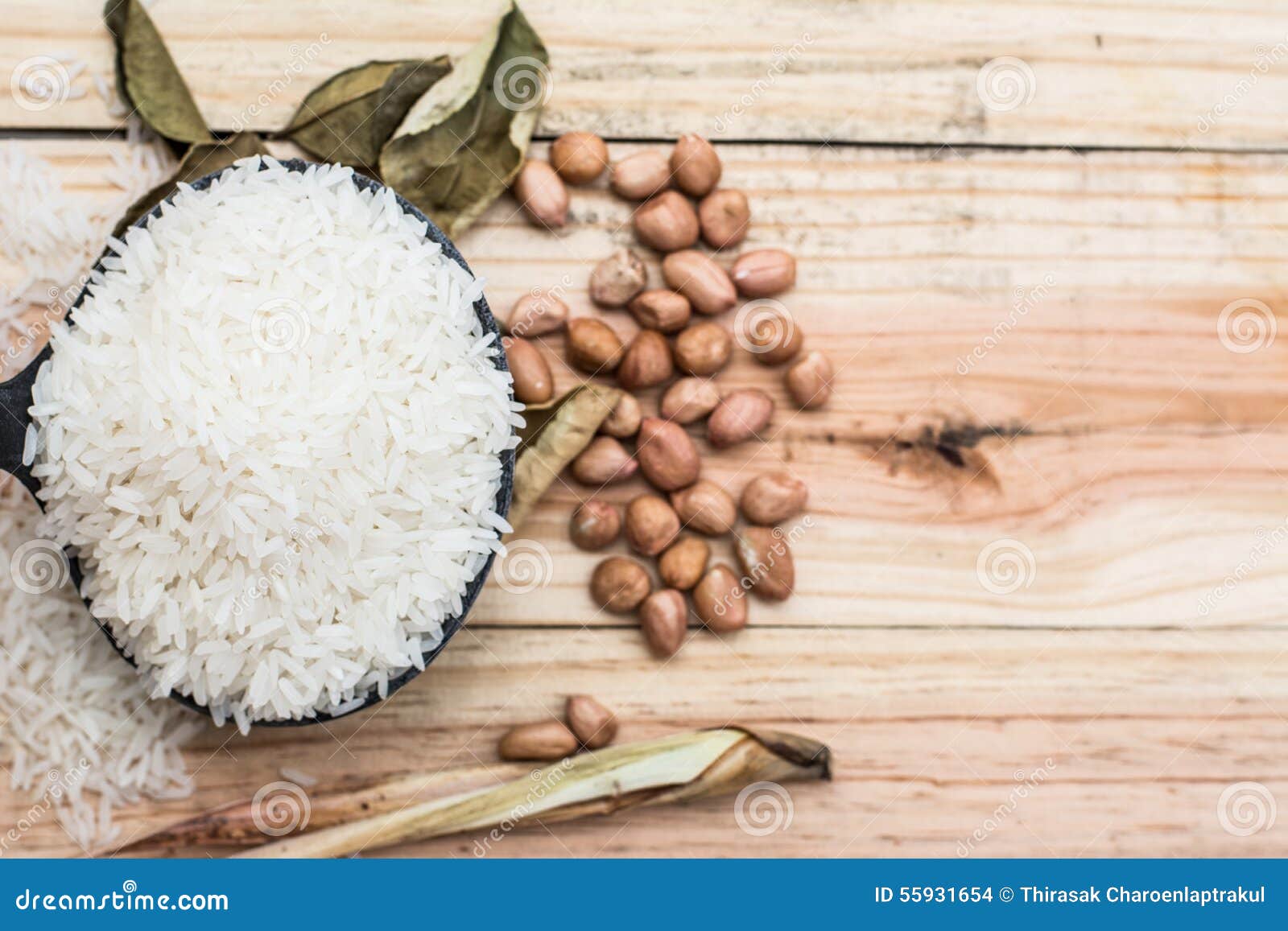 Graines de riz photo stock. Image du panneau, graine - 55931654