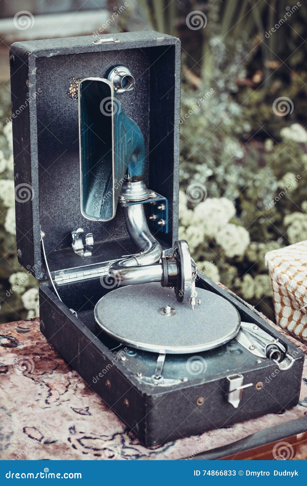 Gramophone on a table stock image. Image of vintage, vinyl - 74866833