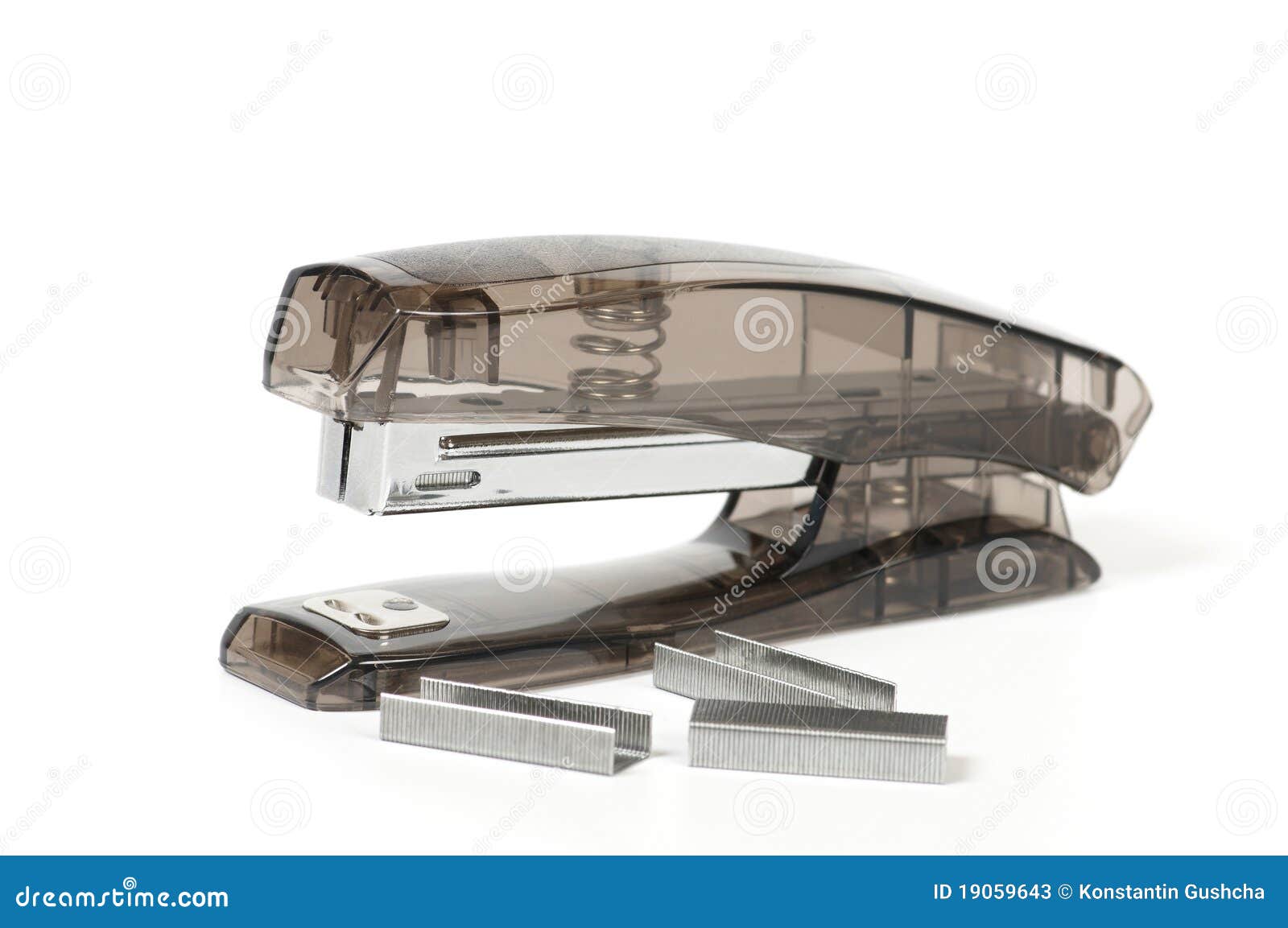 Grampeador e grampos imagem de stock. Imagem de paperwork - 19059643