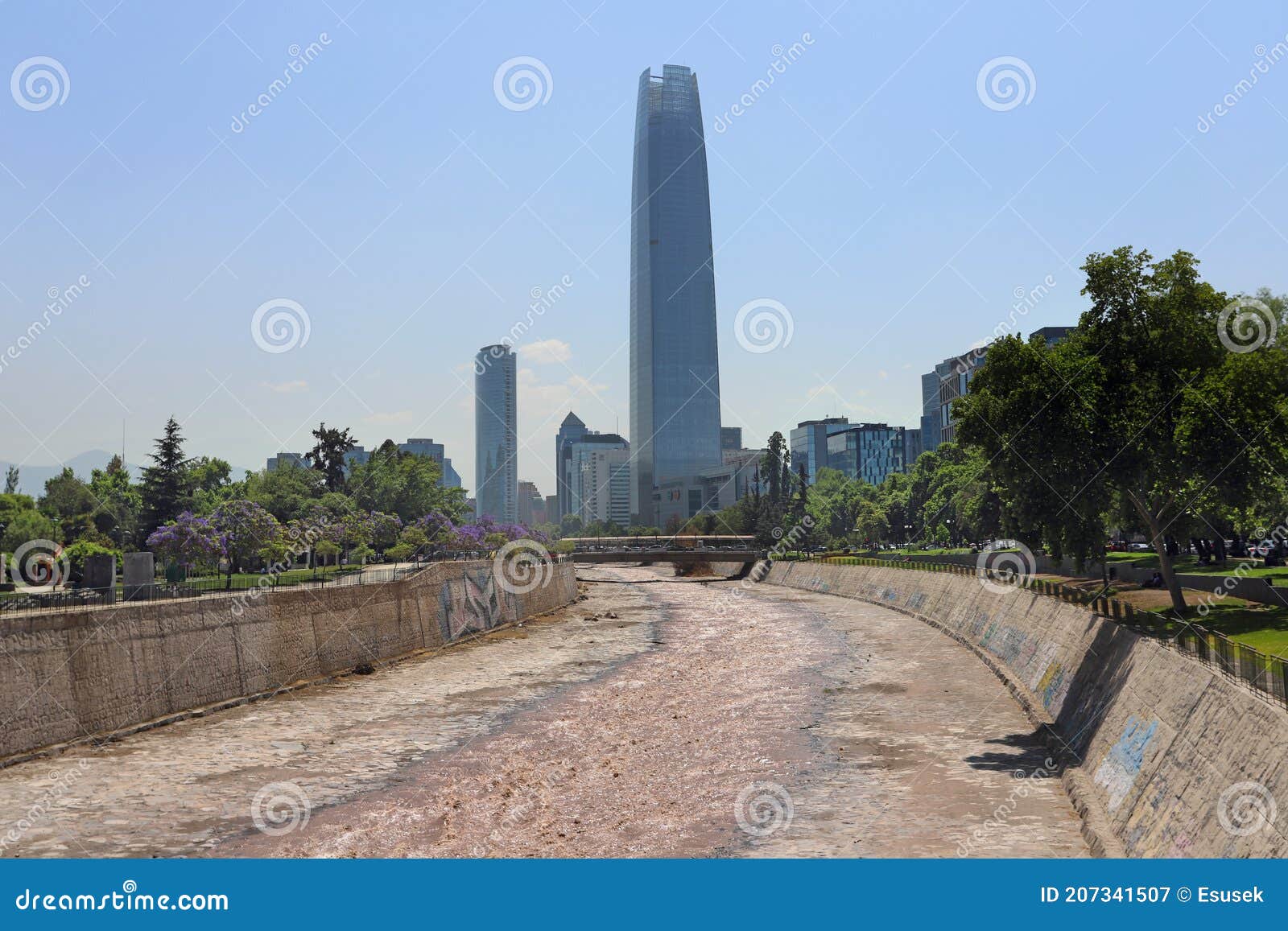 The Gran Torre Santiago editorial photography. Image of architecture ...