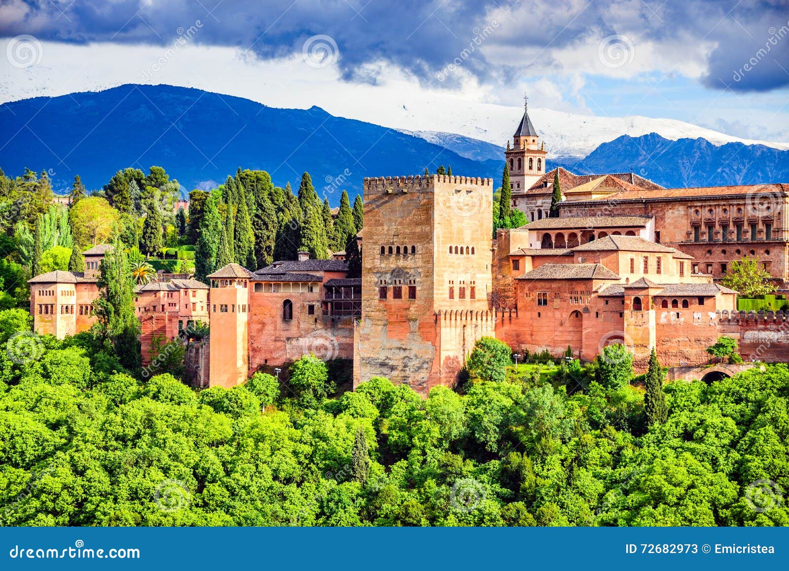 Granada - Alhambra, a Andaluzia, Espanha Imagem de Stock - Imagem de ...