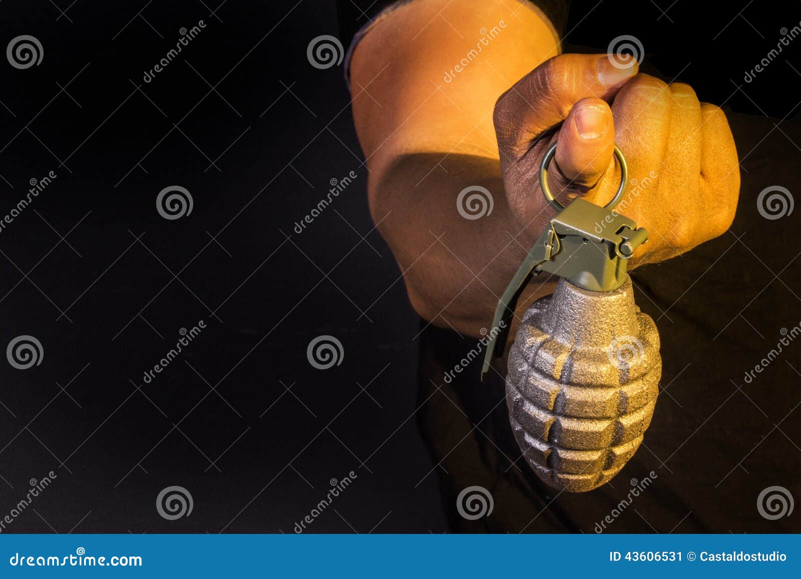 Granate stockbild. Bild von finger, armee, tempus, zeit - 43606531