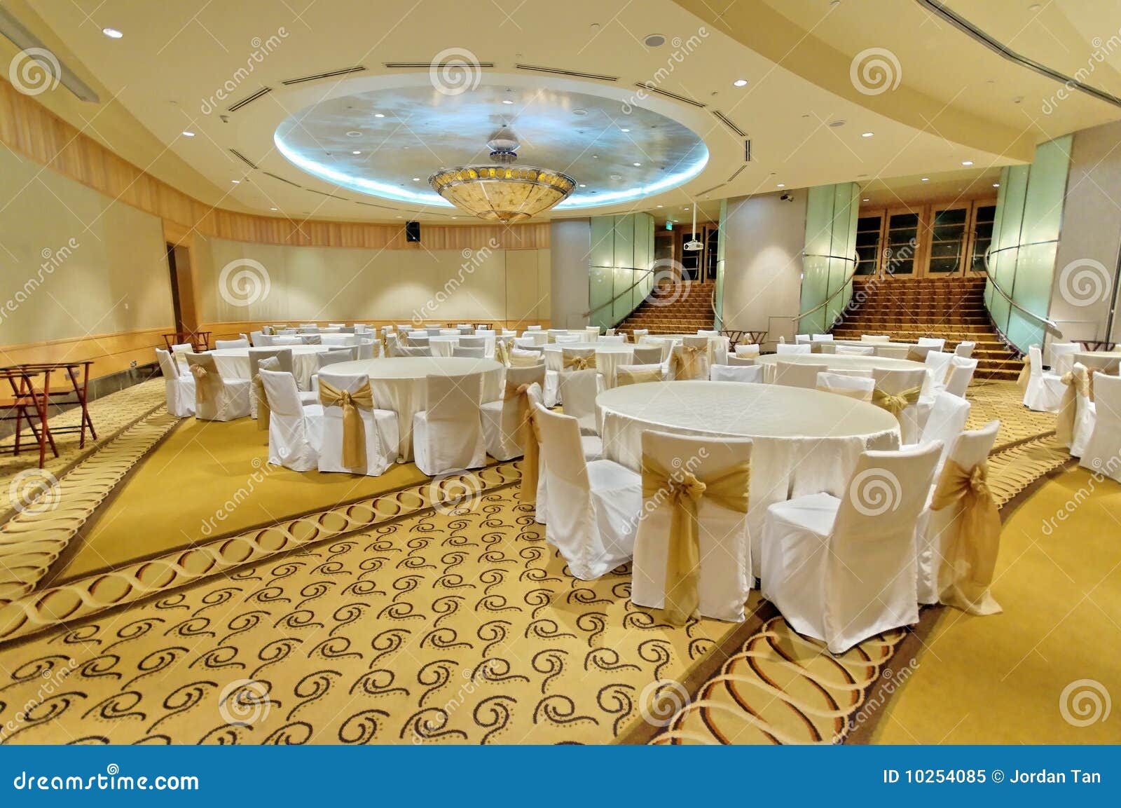 Grand ballroom stock image. Image of chandelier, projector - 10254085