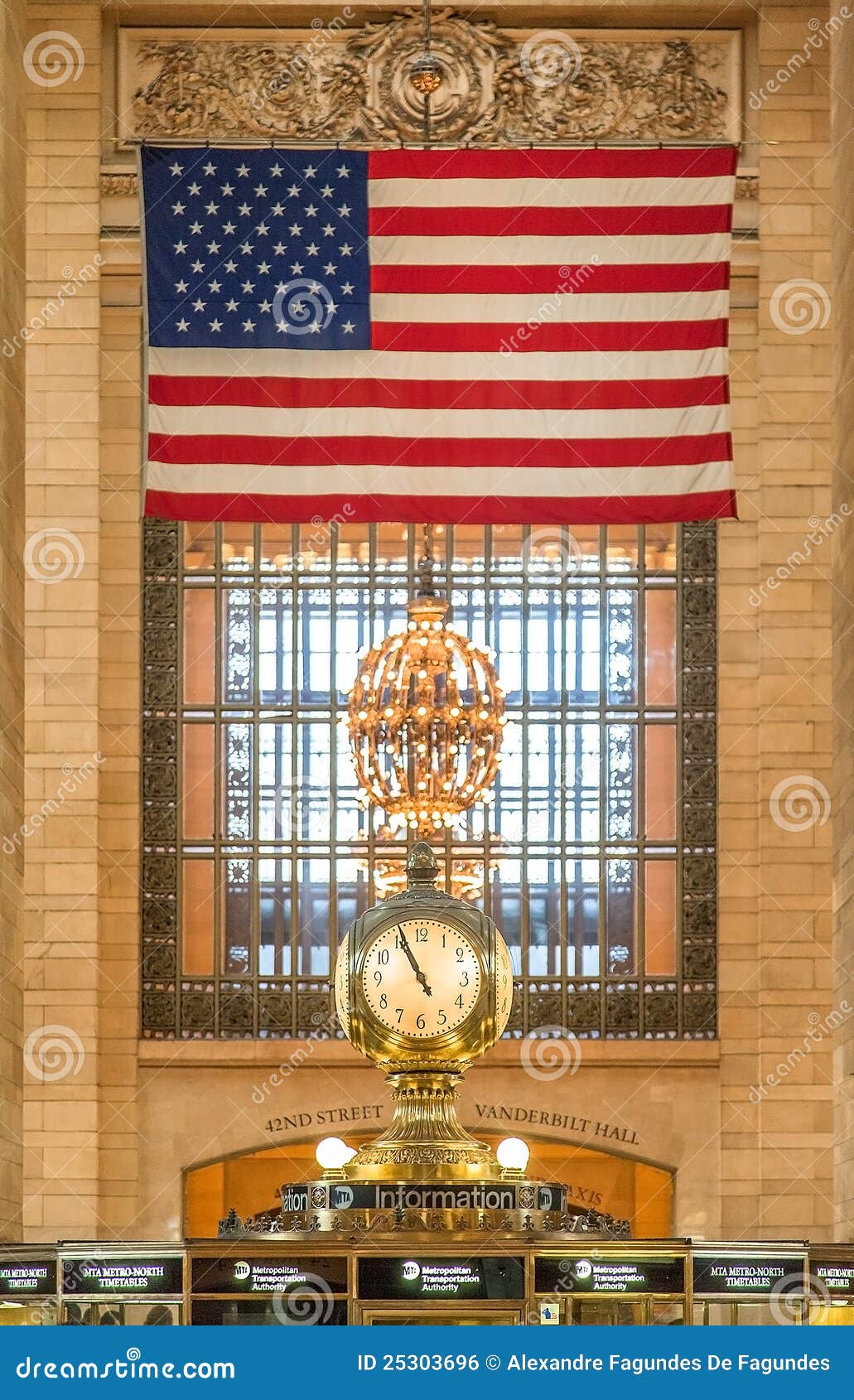 Grand Central Station Clock New York City Editorial Photo - Image of ...