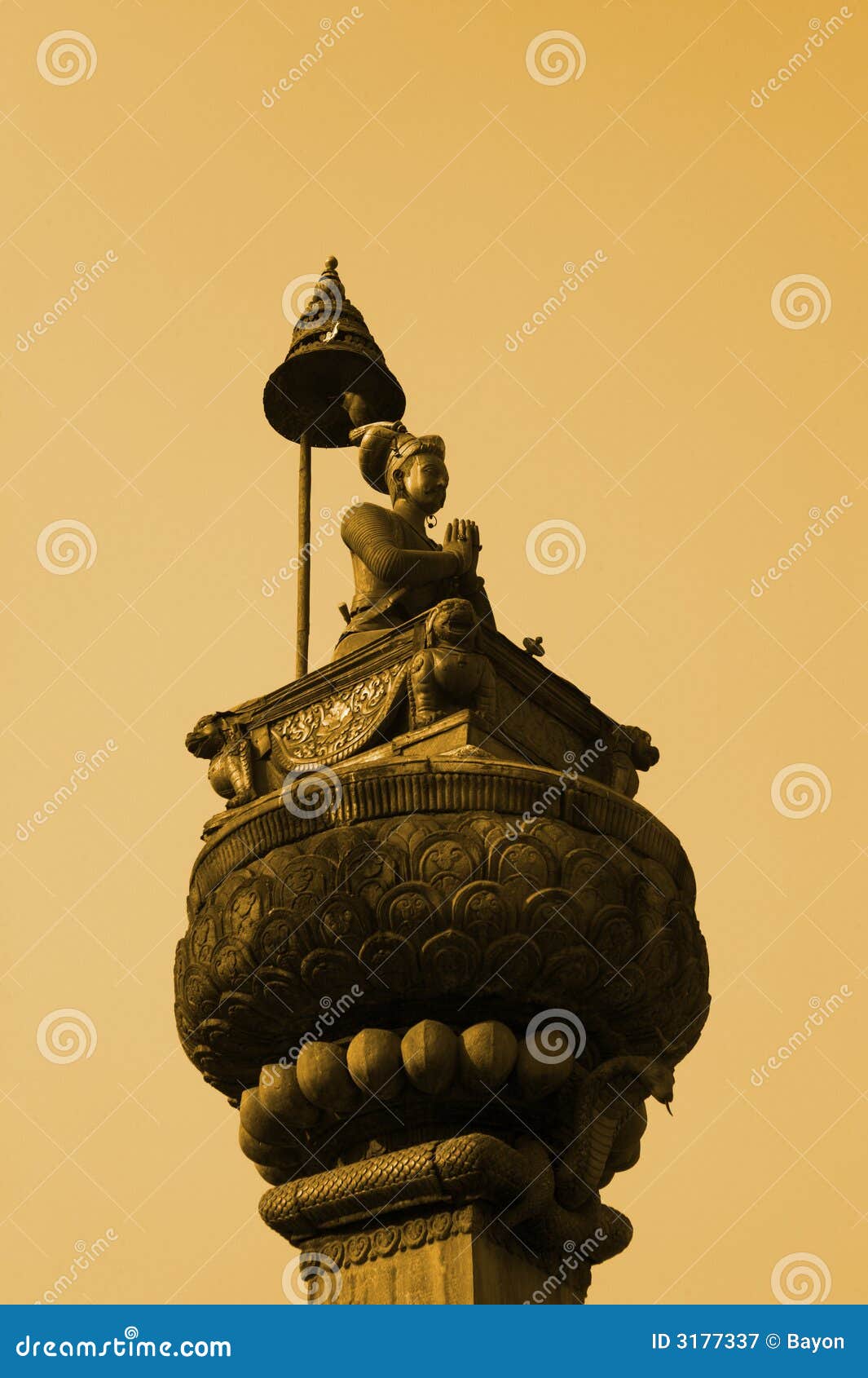 Grand Dos De Durbar Dans Bhaktapur Image stock - Image du indou ...