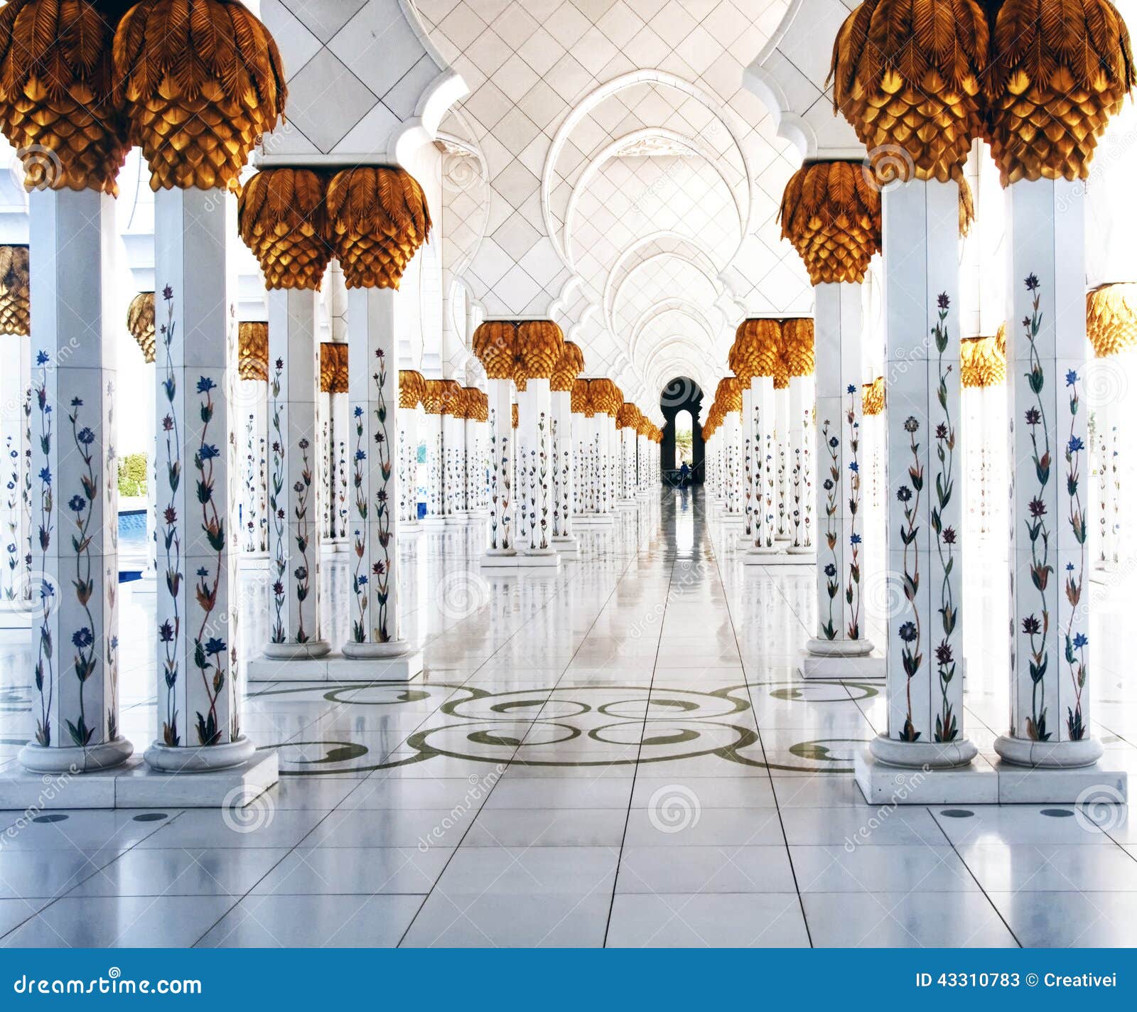 Grand Masajid Abu Dhabi stock image. Image of design - 43310783