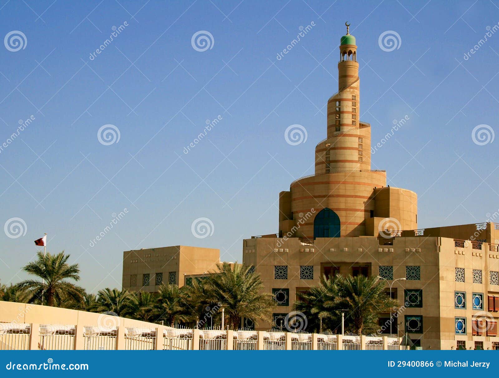 Grand Mosque in Doha, Qatar Editorial Photo - Image of allah, gulf ...