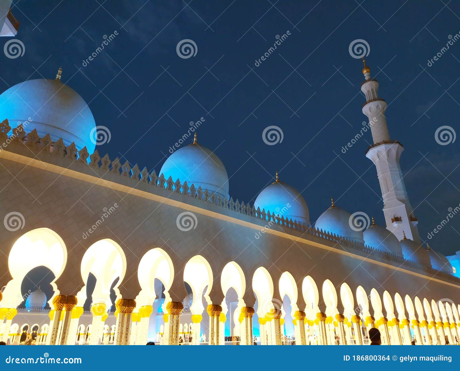 Grand Mosque Light outside stock photo. Image of evening - 186800364