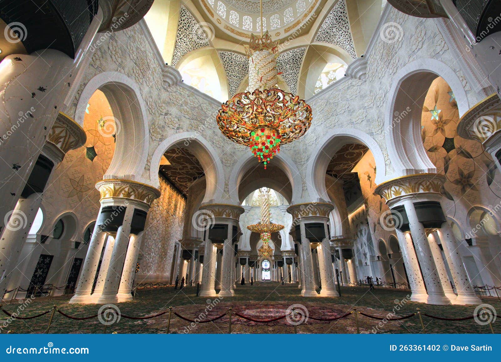 Grand Mosque for a Sheik editorial photography. Image of grand - 263361402