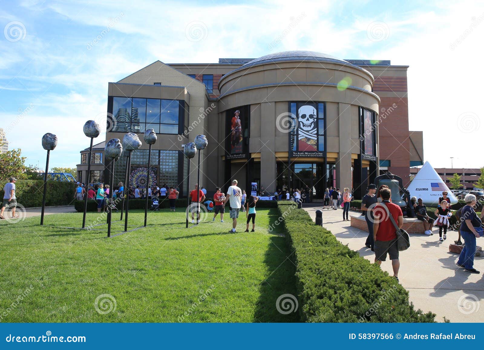 Grand Rapids Art Museum editorial photo. Image of west - 58397566