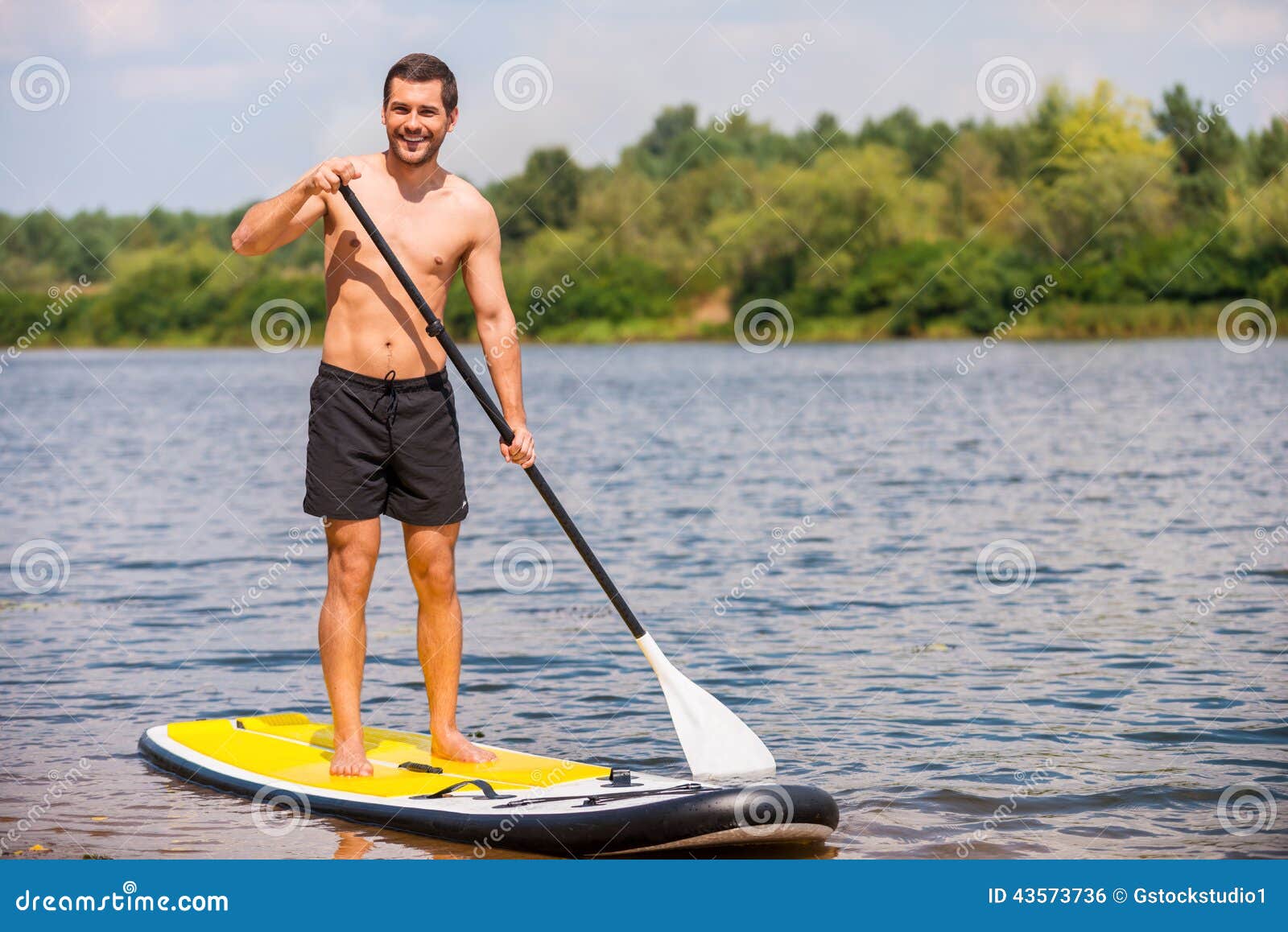 Grande giorno da remare fotografia stock. Immagine di equilibrio - 43573736