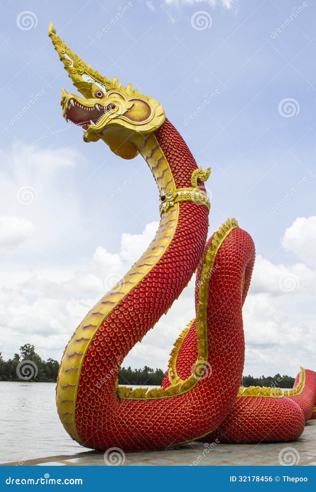 Grande Naga foto de stock. Imagem de tradicional, cultura - 32178456