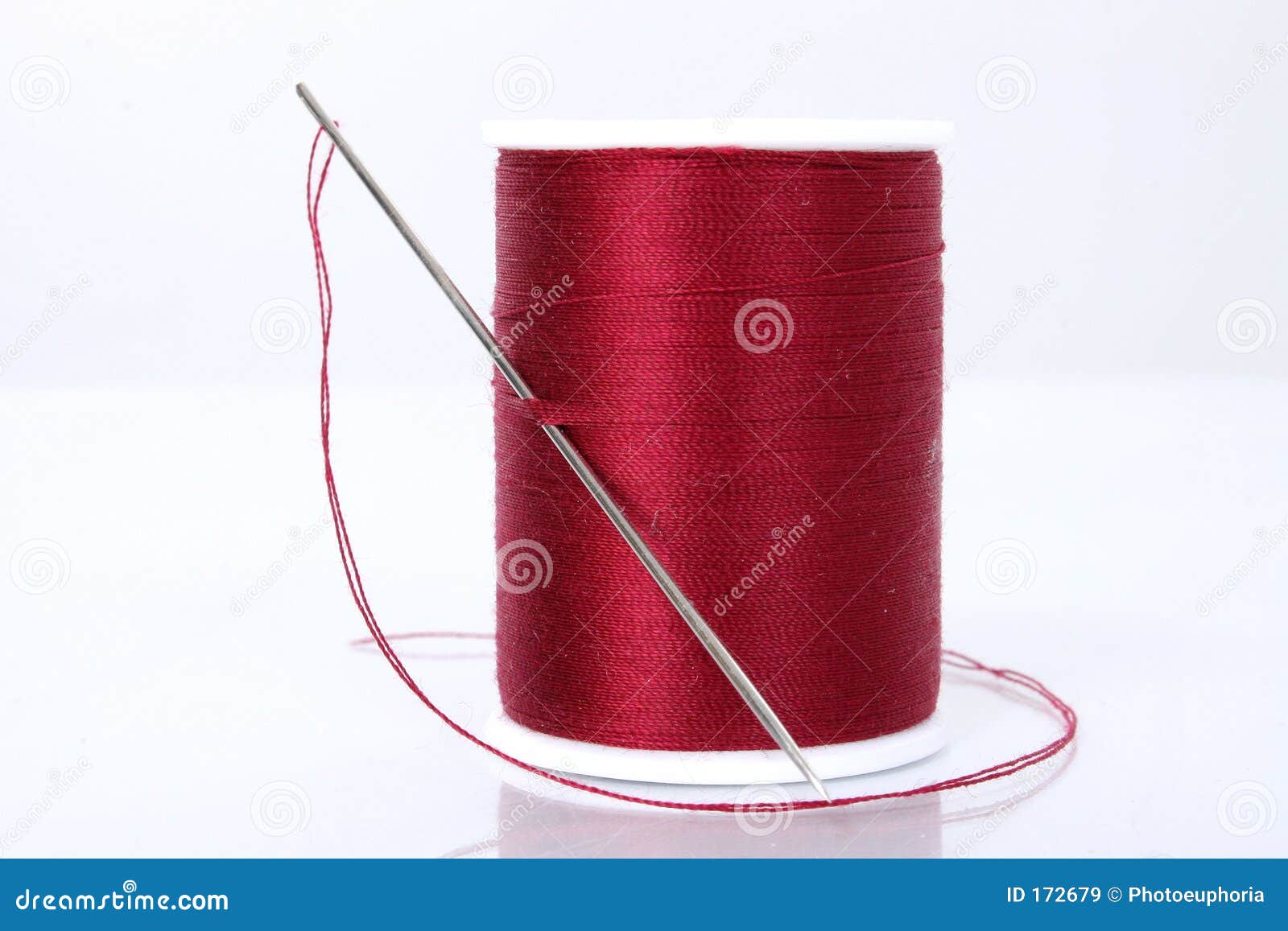 Grandes agulha e linha imagem de stock. Imagem de costura - 172679