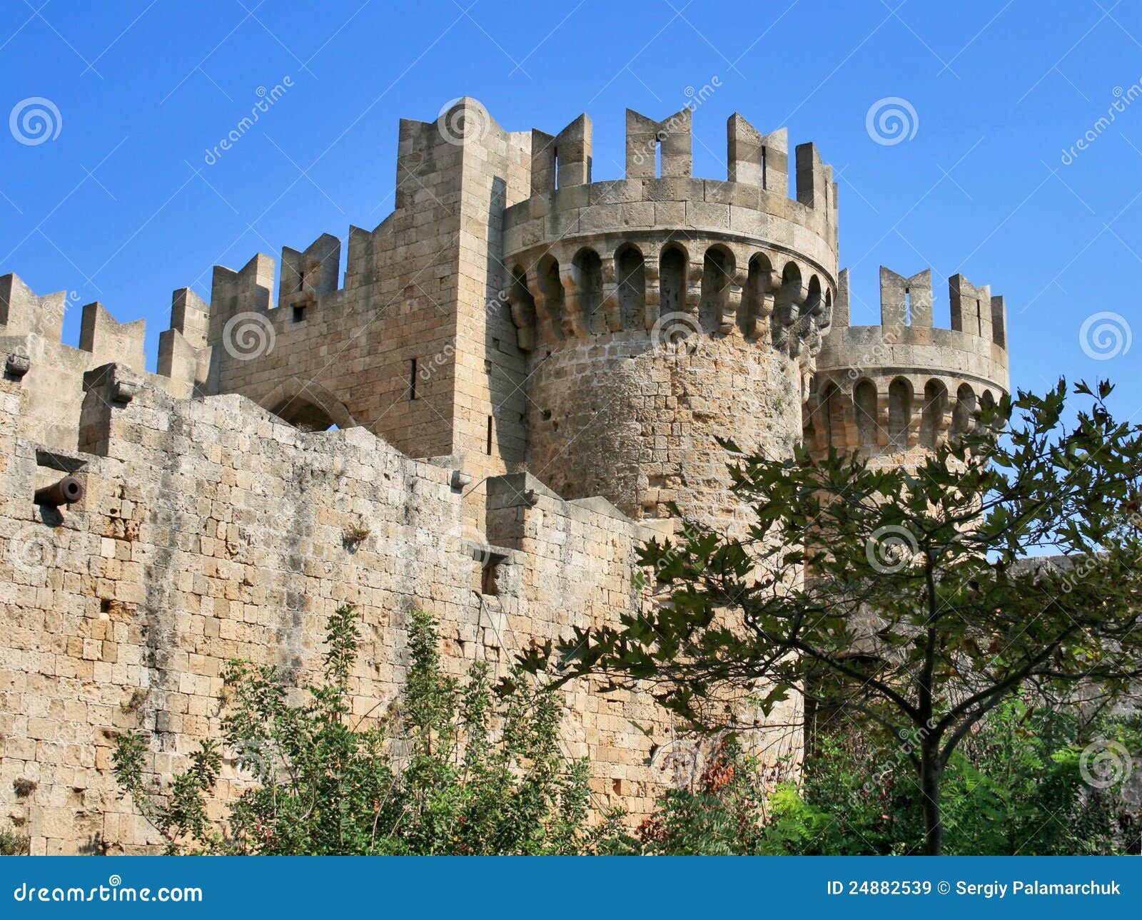 Grandmasters Palace, Rhodes Stock Image - Image of blue, building: 24882539