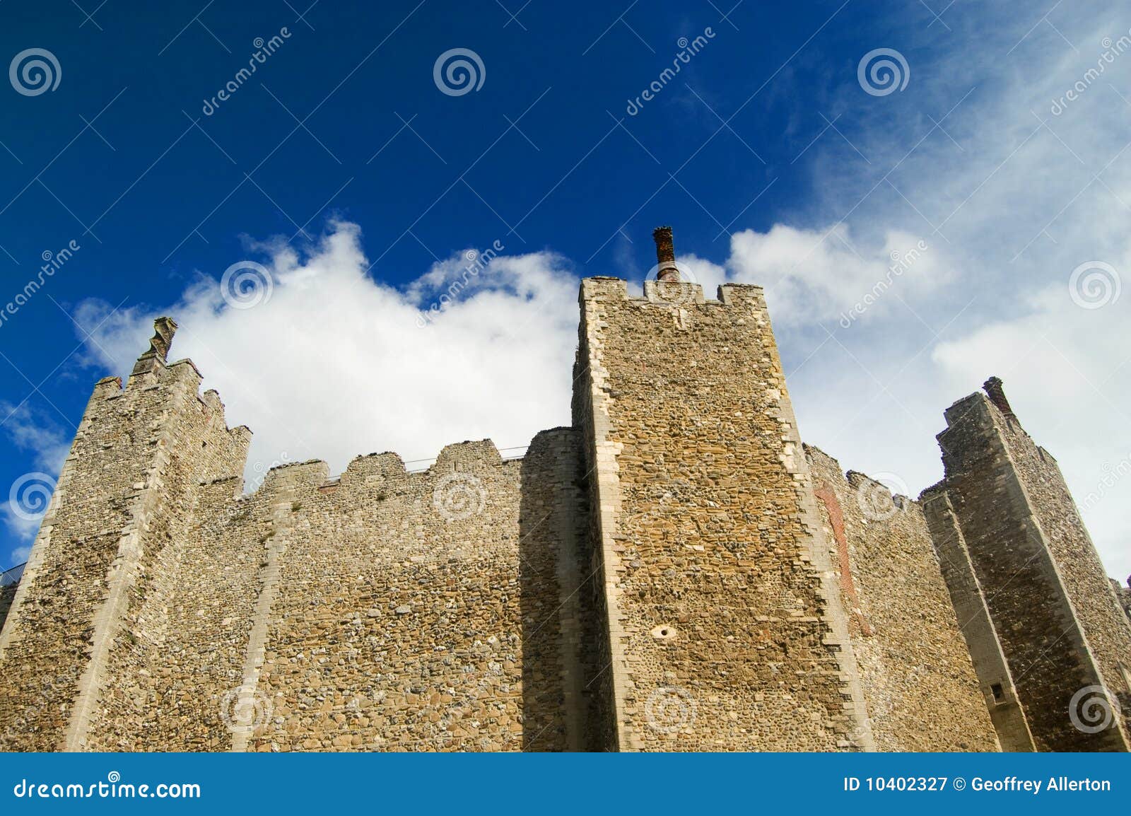 Granes Murallas Del Castillo Imagen de archivo - Imagen de europa ...