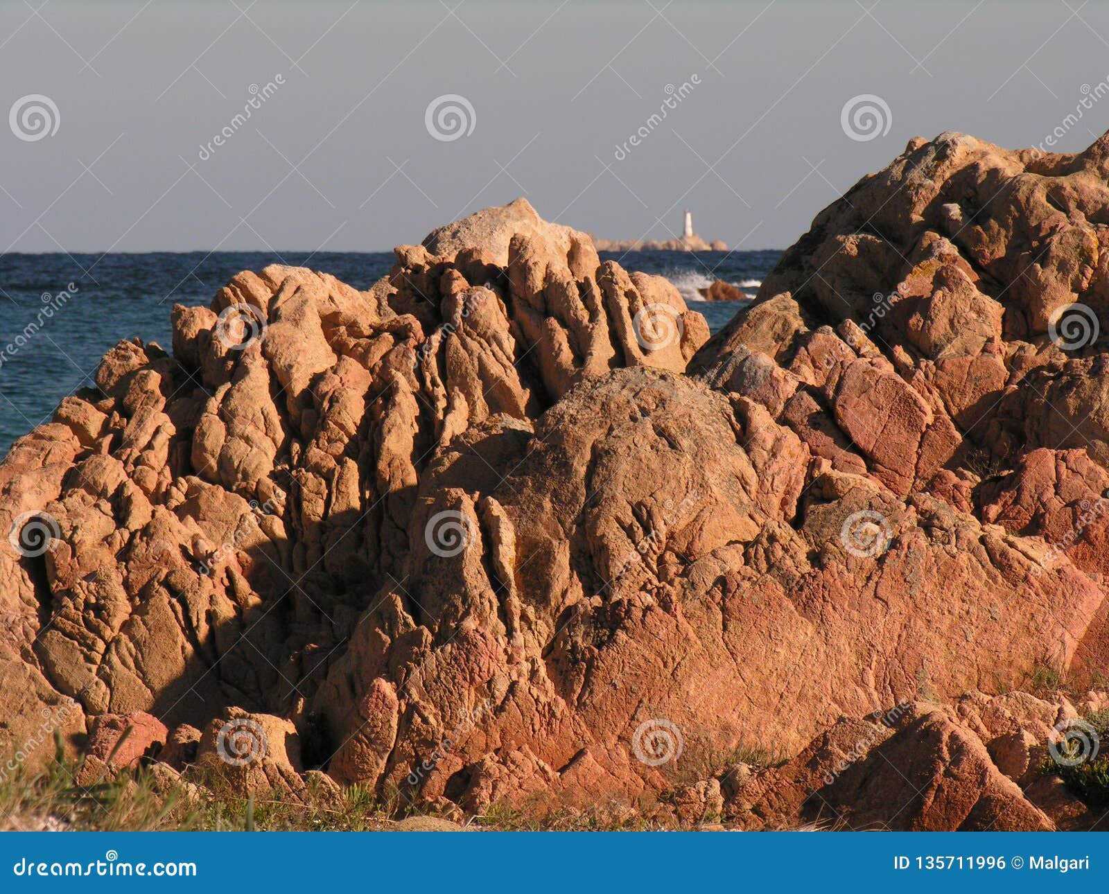 Granite and its shapes e stock photo. Image of rock - 135711996