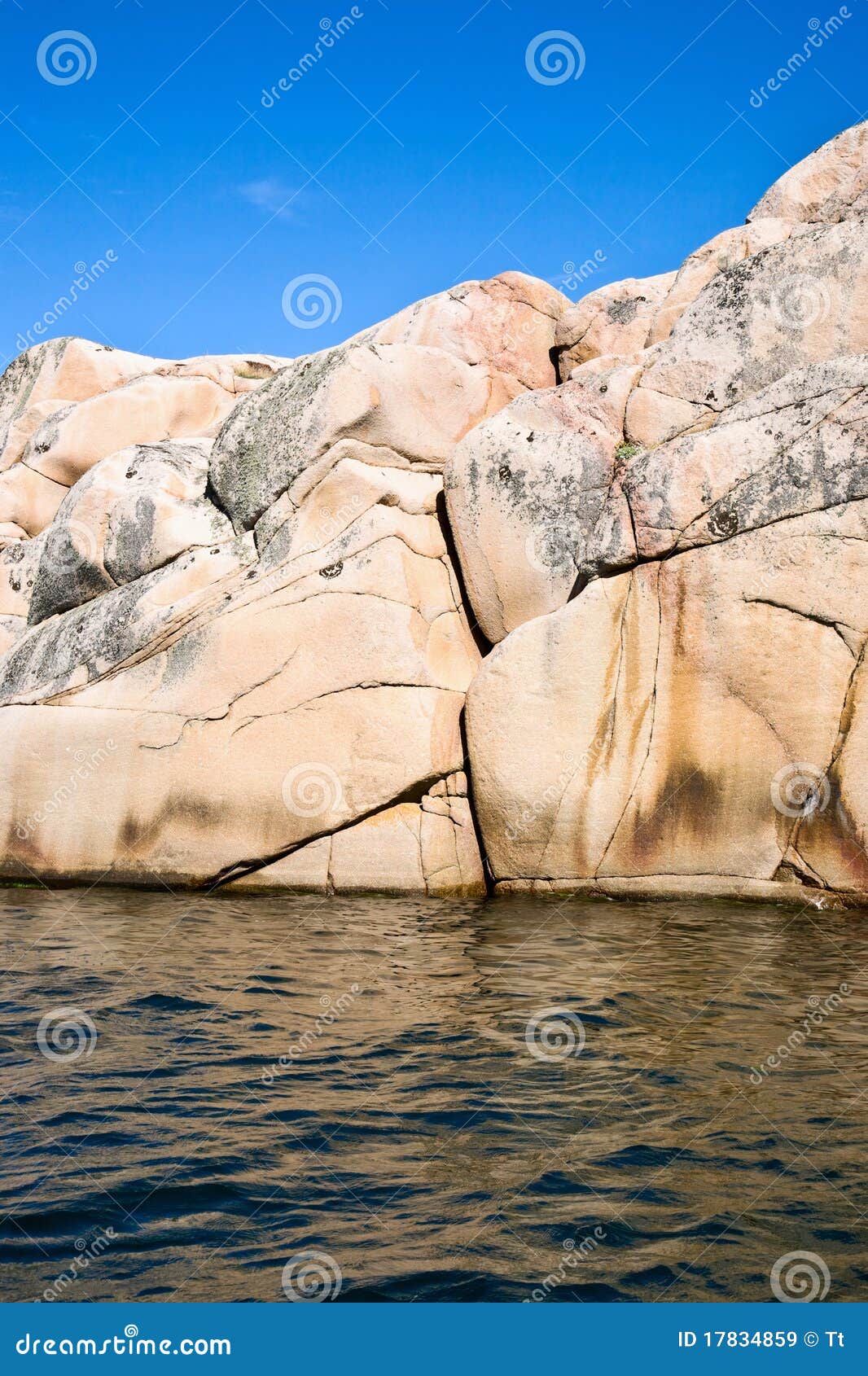 Granite rocks stock image. Image of crevice, cliffs, marine - 17834859