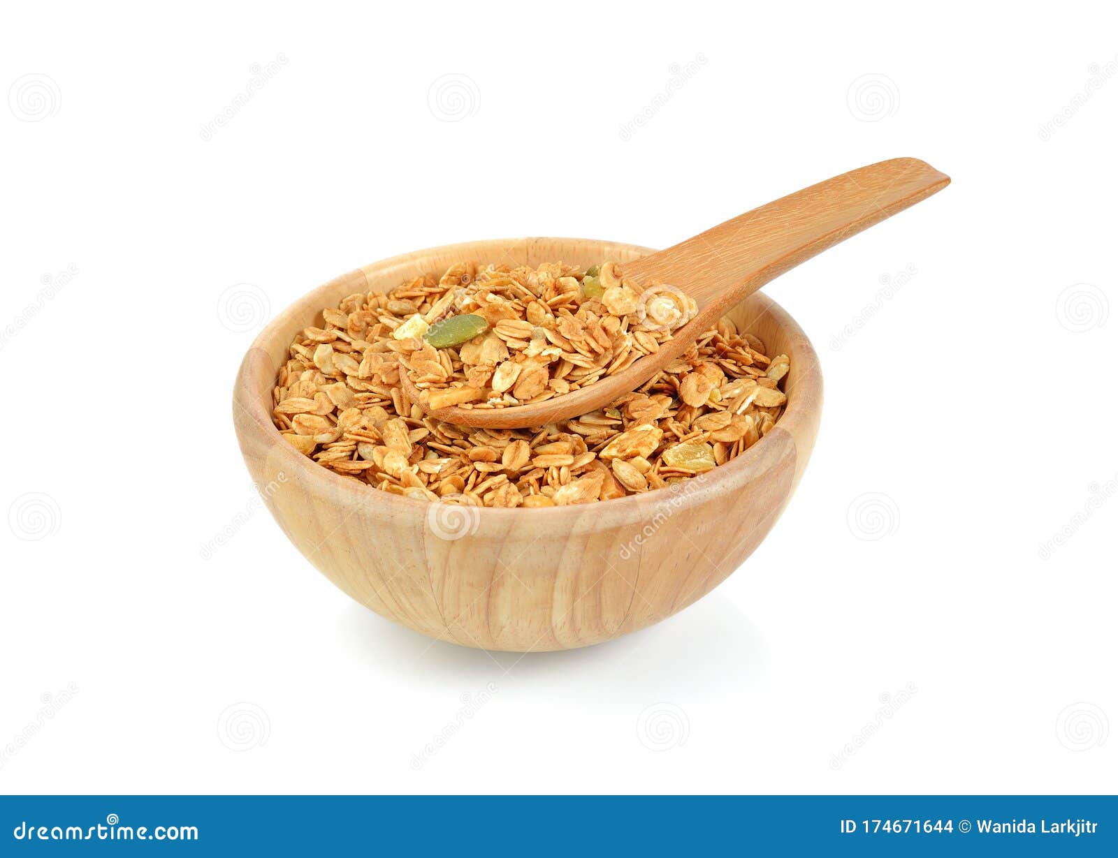 Granola em fundo branco foto de stock. Imagem de raisina - 174671644