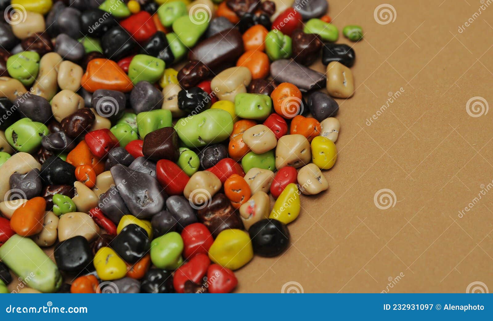 Granos De Chocolate Coloridos Imagen de archivo - Imagen de rosa ...