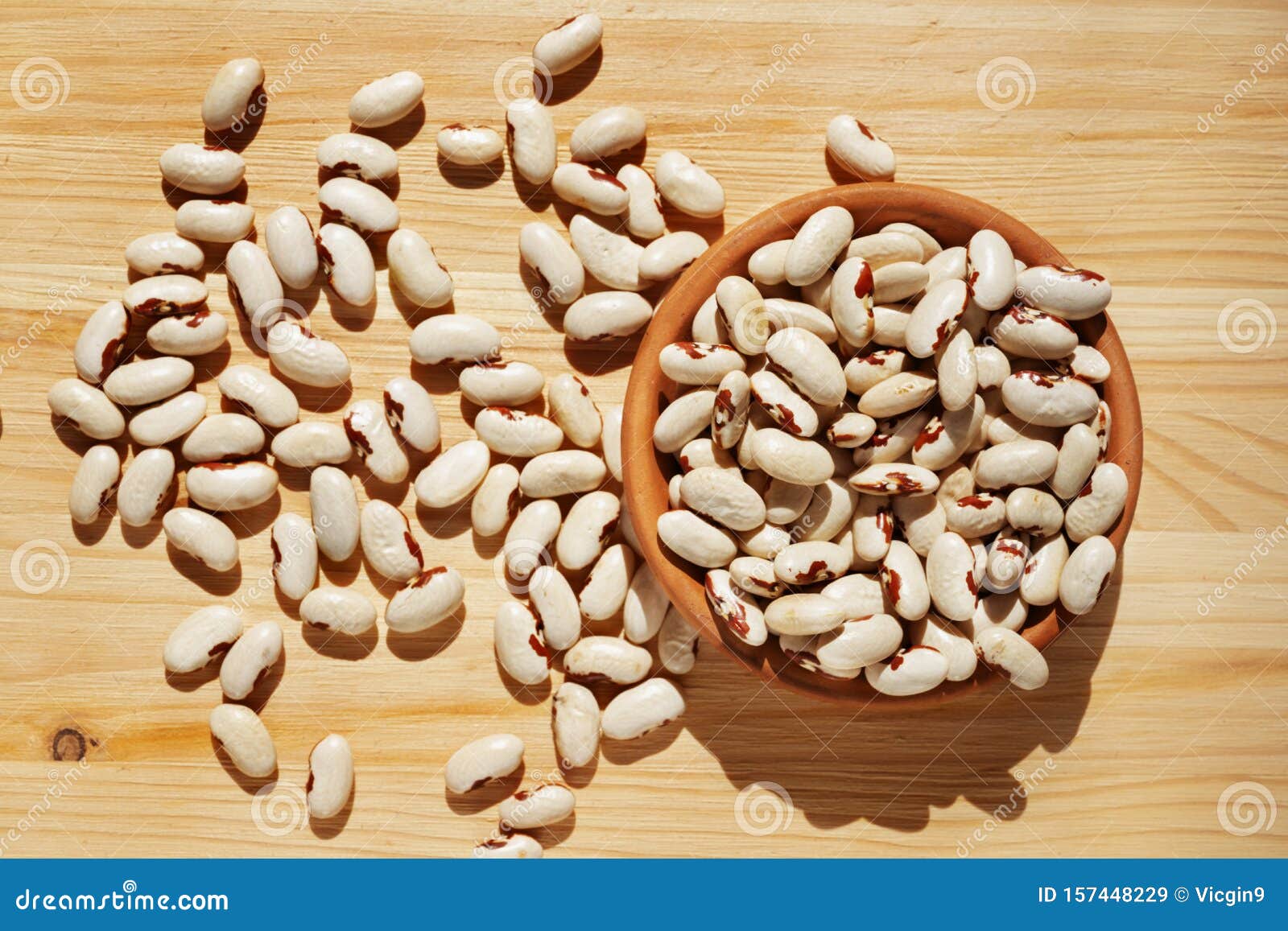 Granos secos blancos imagen de archivo. Imagen de condimento - 157448229