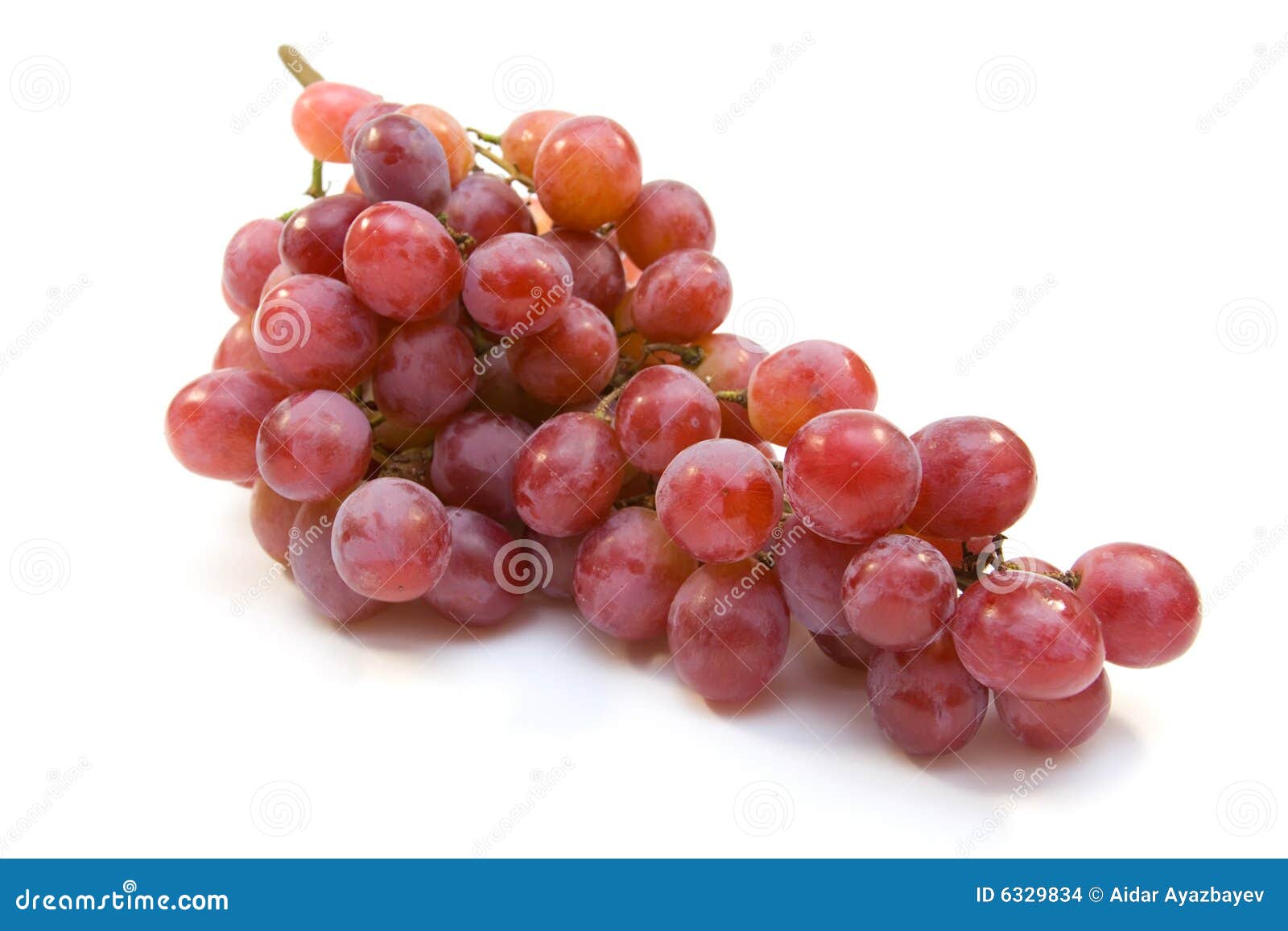 Grape cluster stock photo. Image of healthy, grape, growing - 6329834