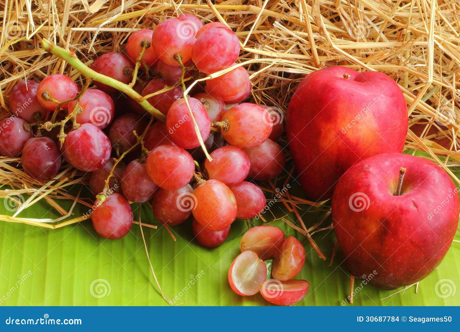 Grape Fruit - Fruit Apples. Stock Photo - Image of cluster, grapes ...